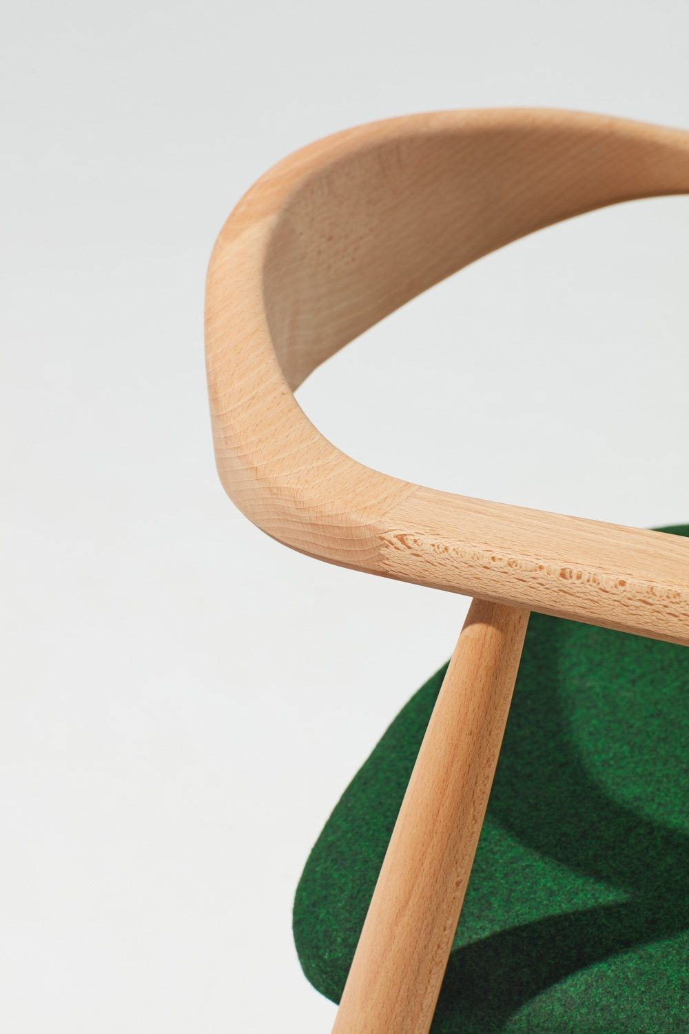 SAPPORO Open back fabric chair with beech frame and armrests By Annud ...