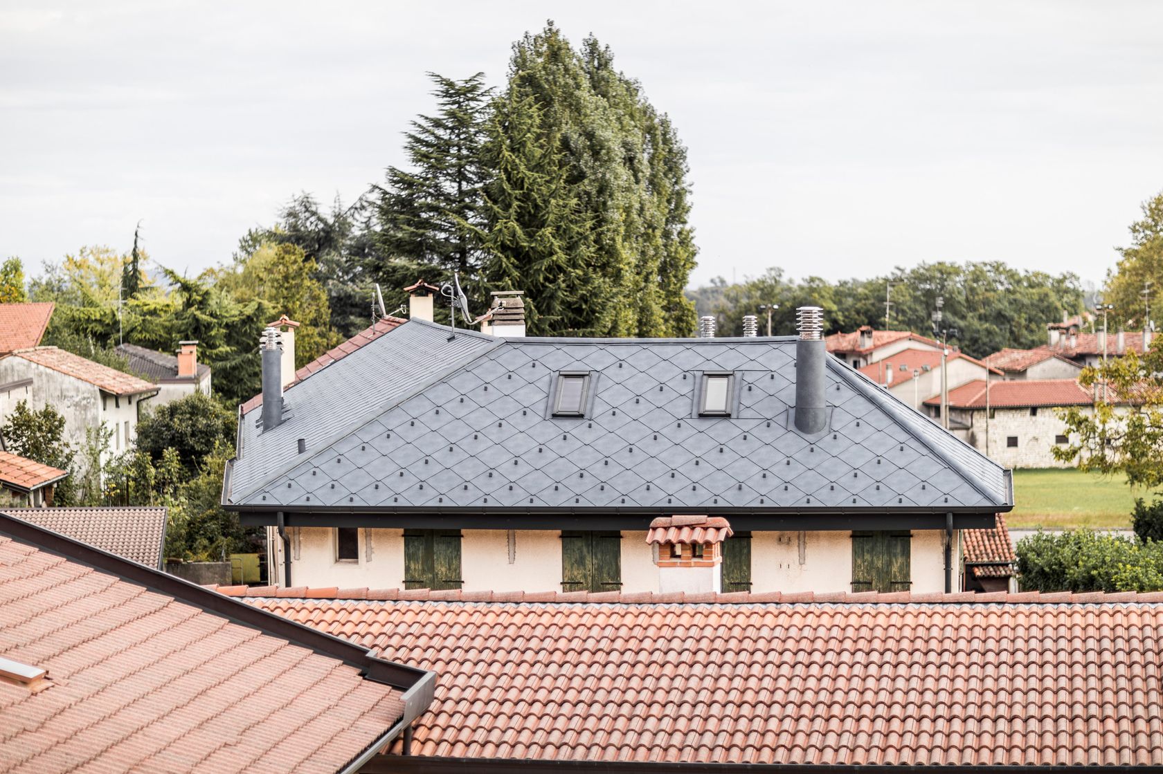 SCAGLIA 44 Aluminium roof shingle By PREFA ITALIA