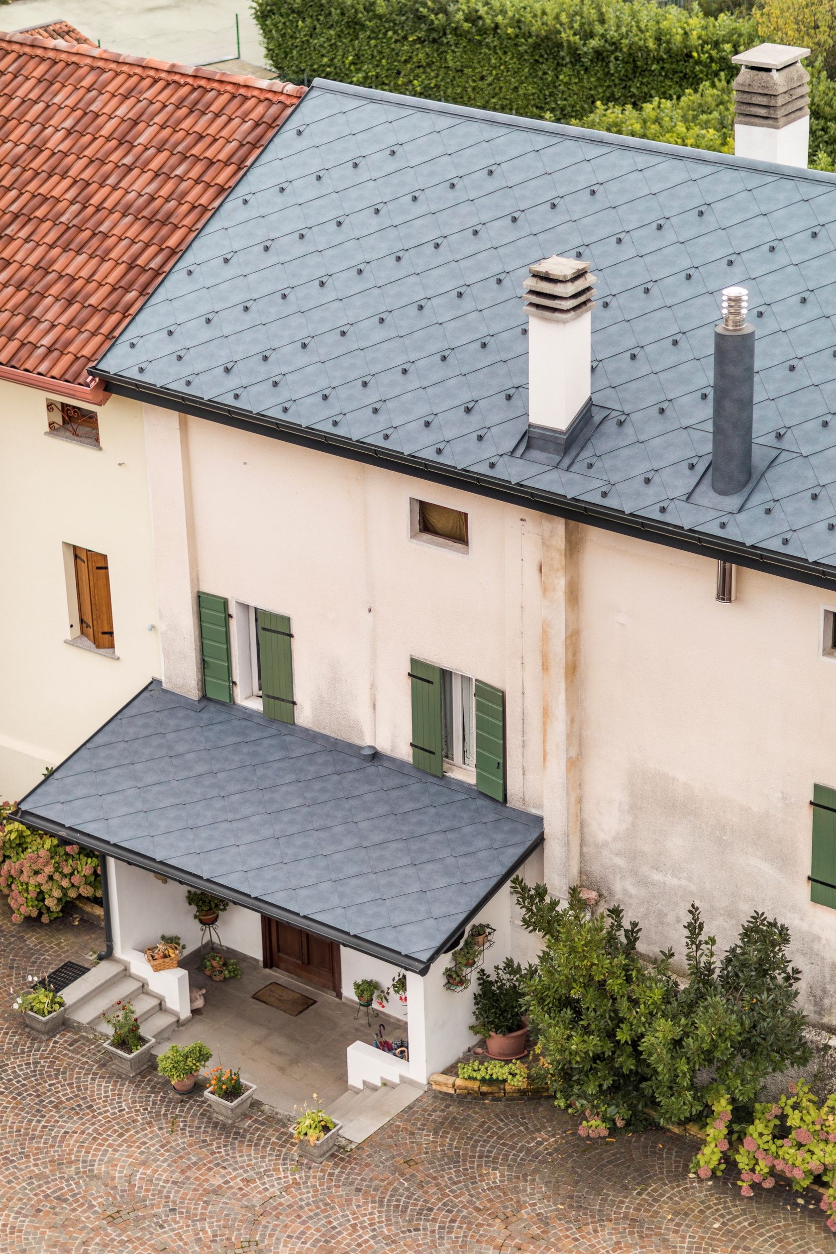 SCAGLIA 44 Aluminium roof shingle By PREFA ITALIA