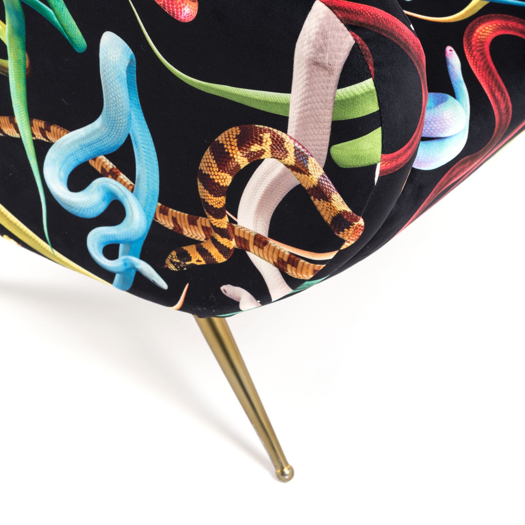 SNAKES Armchair By Seletti | design Maurizio Cattelan, Pierpaolo Ferrari