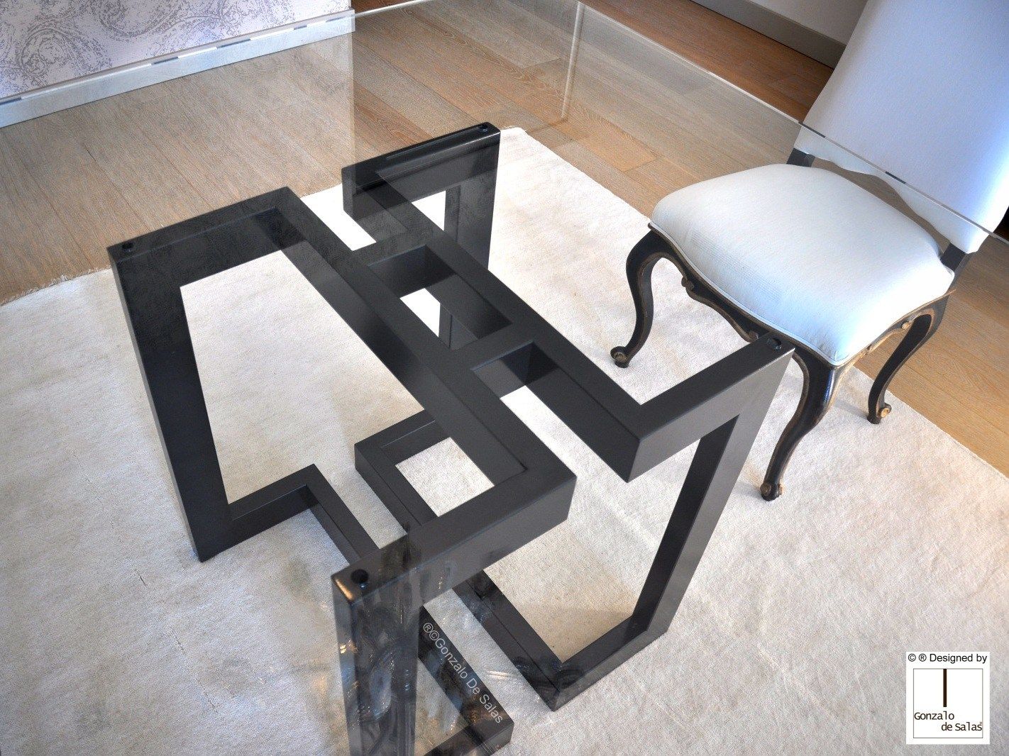 SENDAI | Square table By Gonzalo De Salas