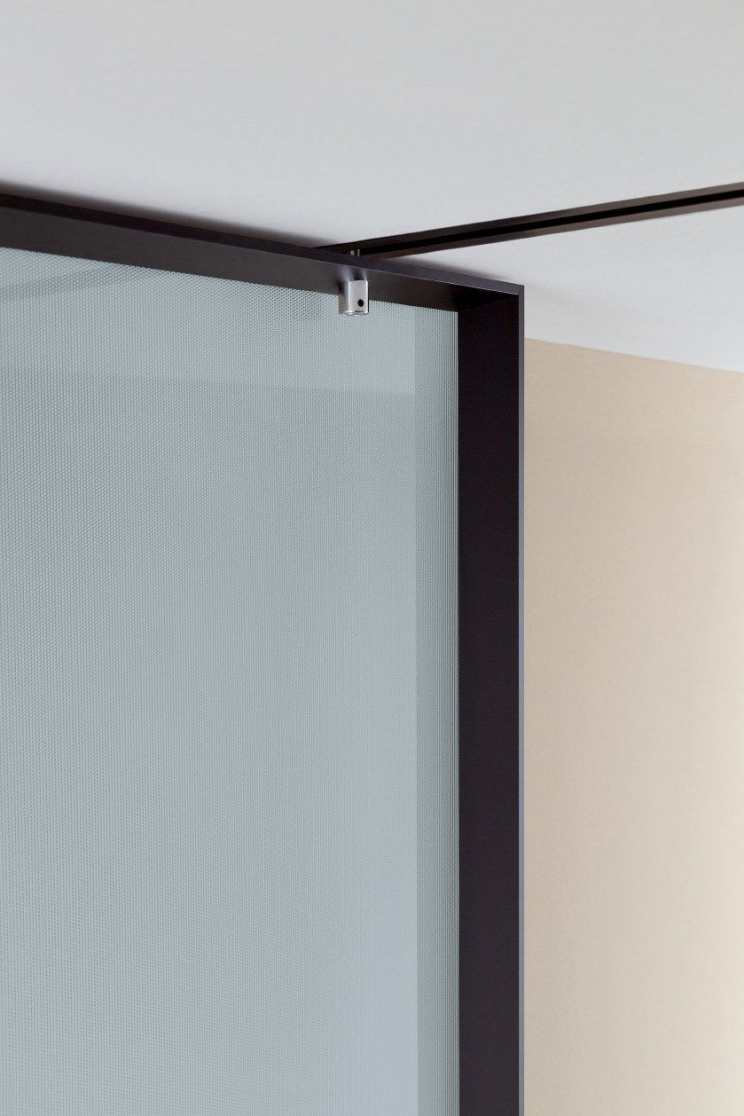 SHOIN PIVOT Pivot glass and aluminium door By Lualdi | design Dante ...