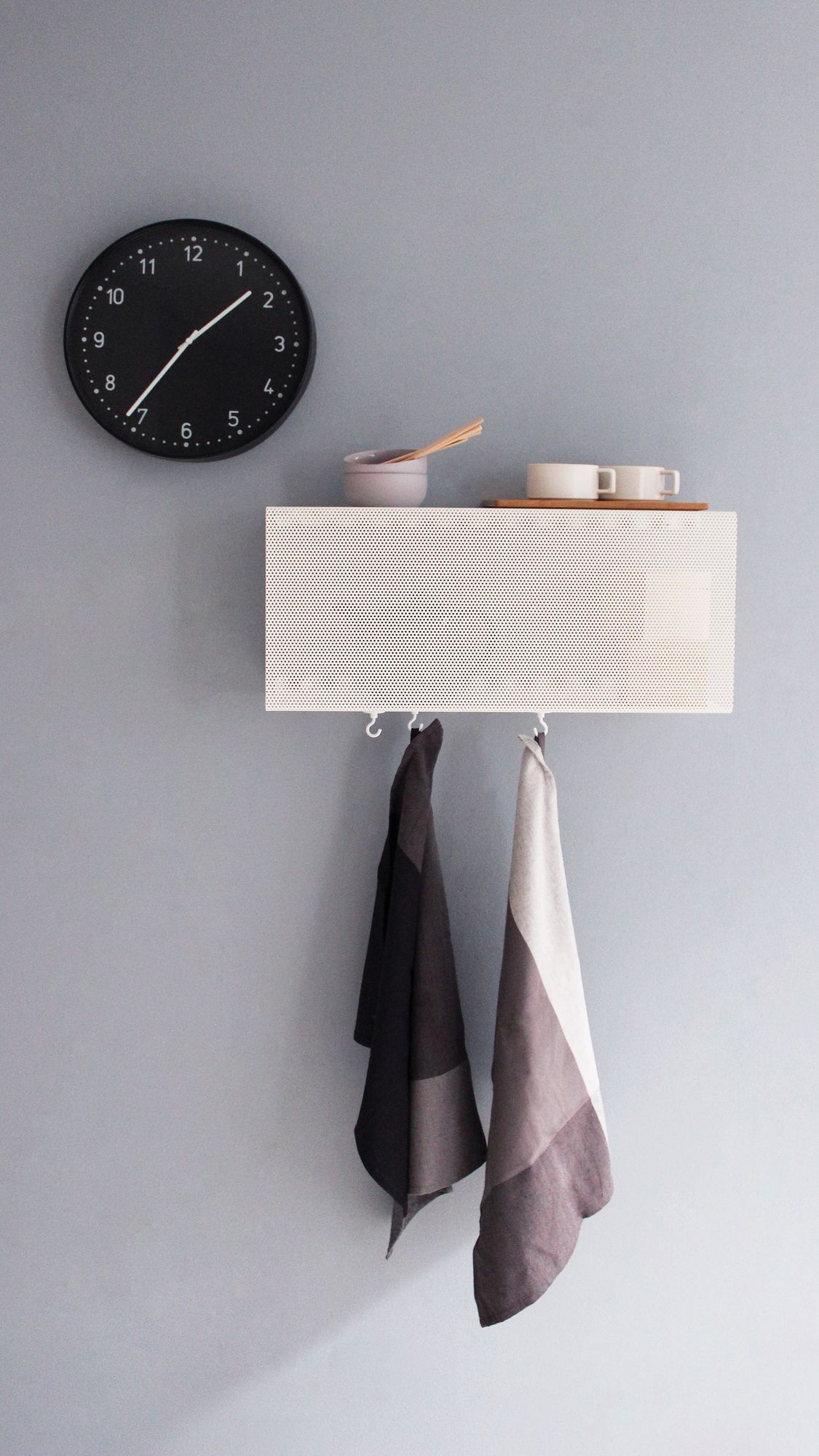 SHOWCASE#2 wall shelf By Anne Linde