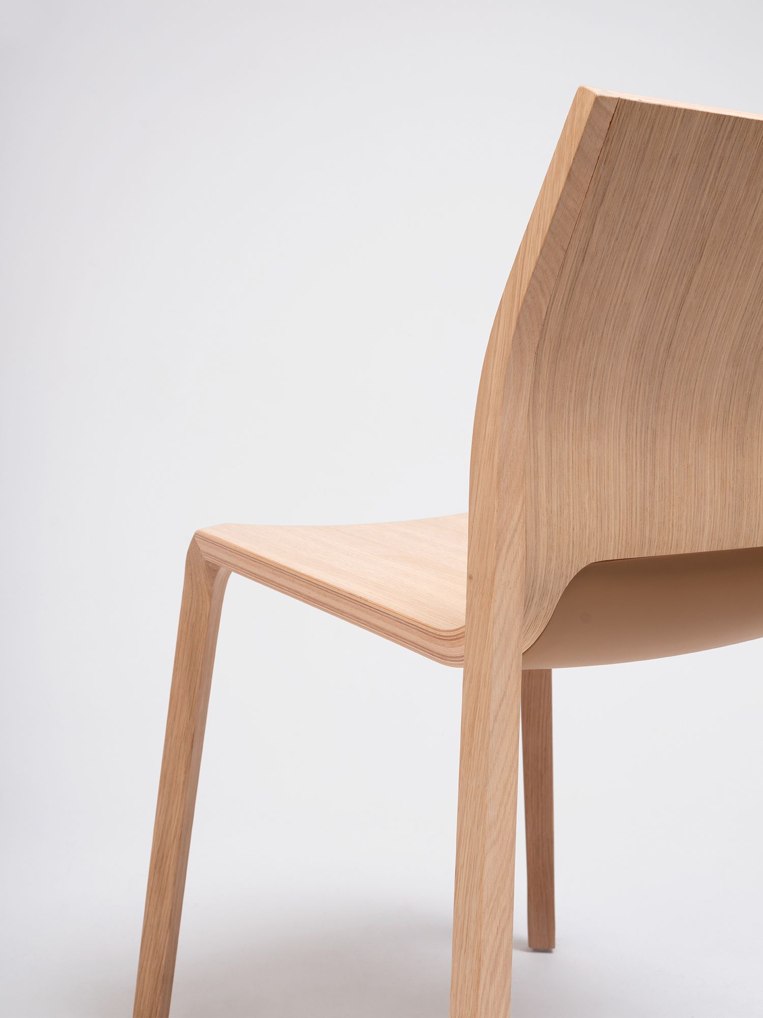 SILU | Chair Silu Collection By ONDARRETA design UNStudio