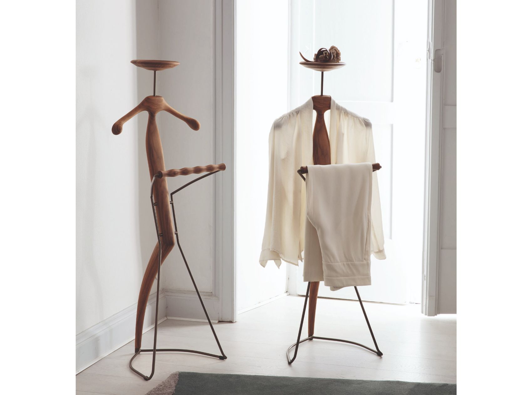 SIR-BIS 2 Valet de nuit en bois By Porada | design Marconato & Zappa