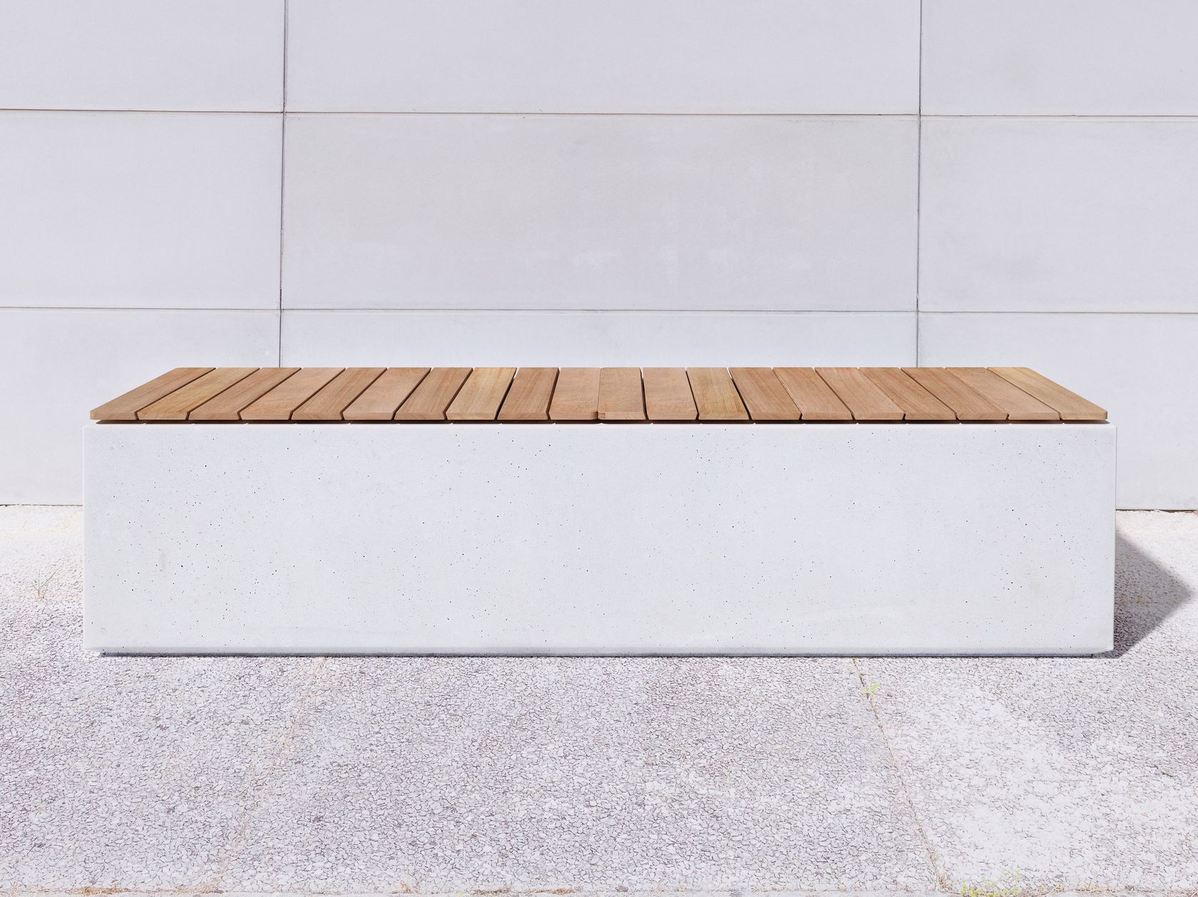 BOX TO BOX Modular backless concrete bench By SIT | design João Carvalho