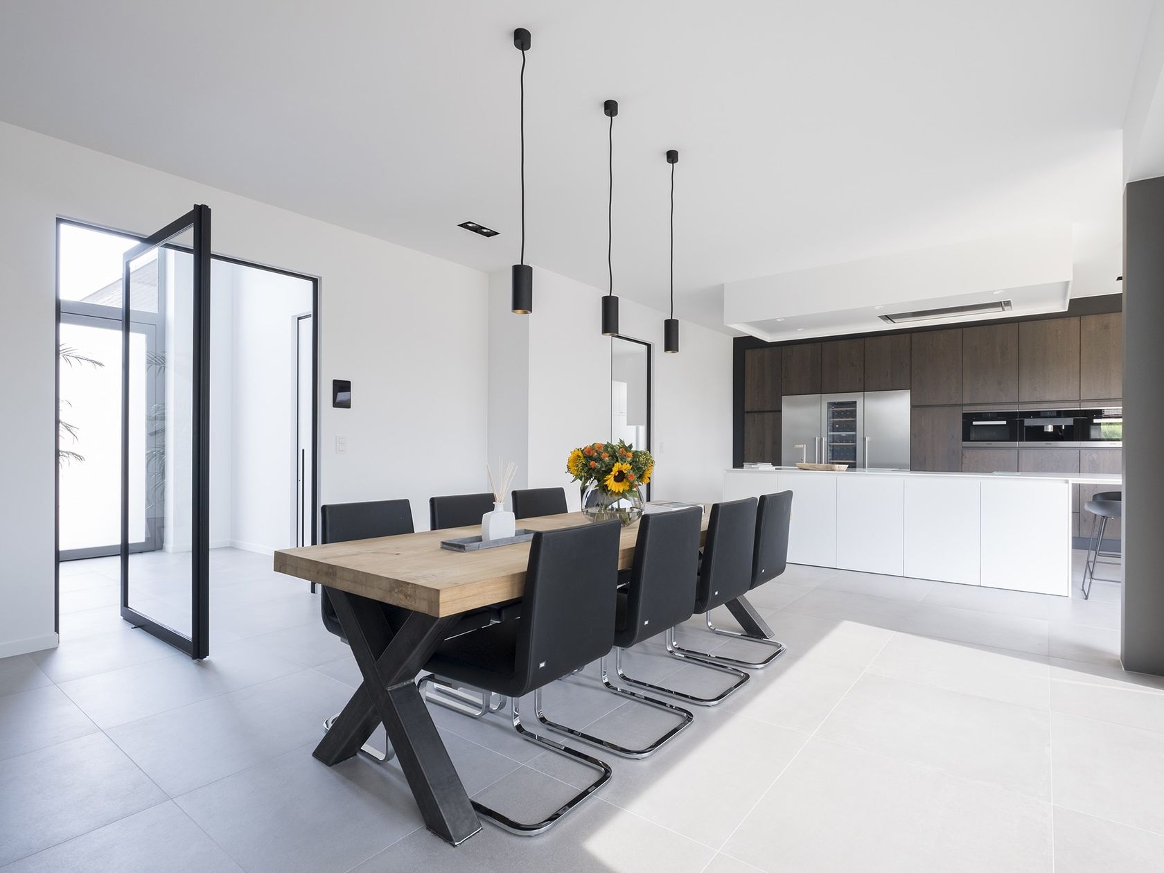 Glass and aluminium offset axis pivot door SKD75 STEEL LOOK Steel Look ...