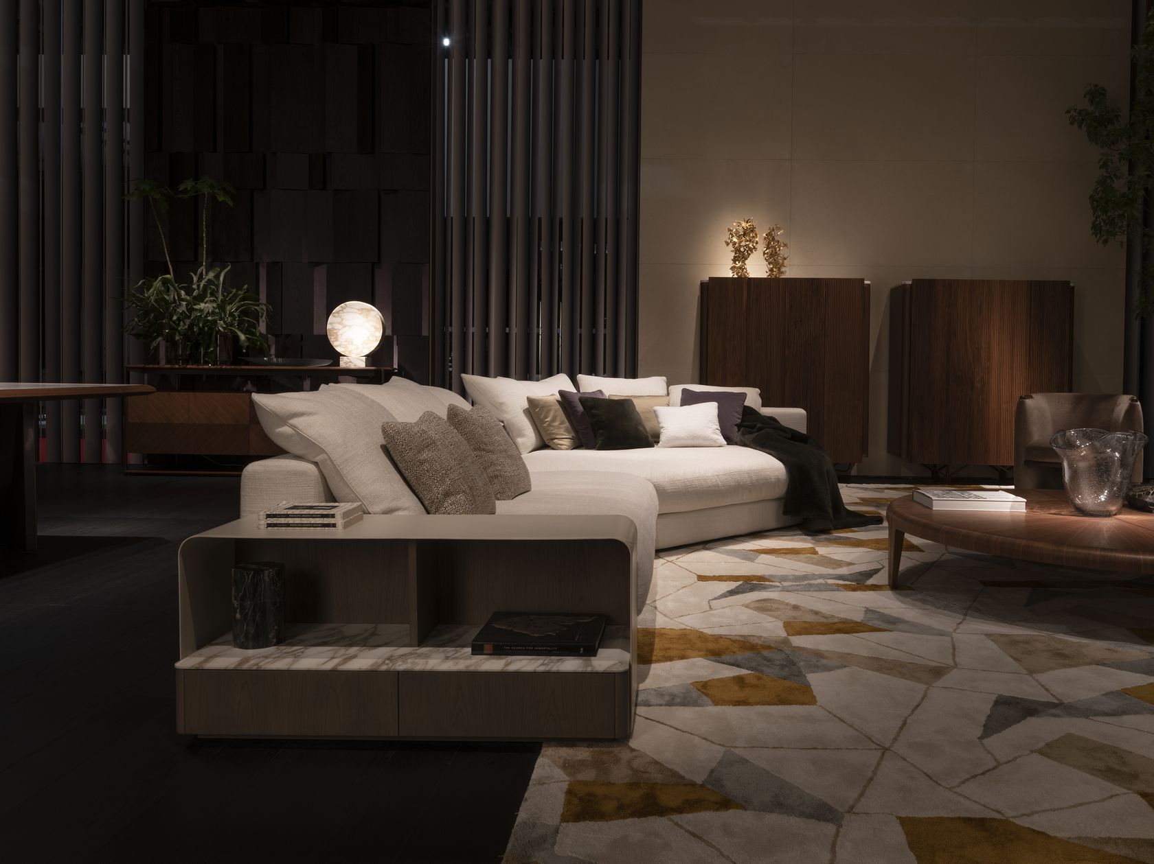 SKYLINE Modular sectional leather sofa with chaise longue By Giorgetti ...