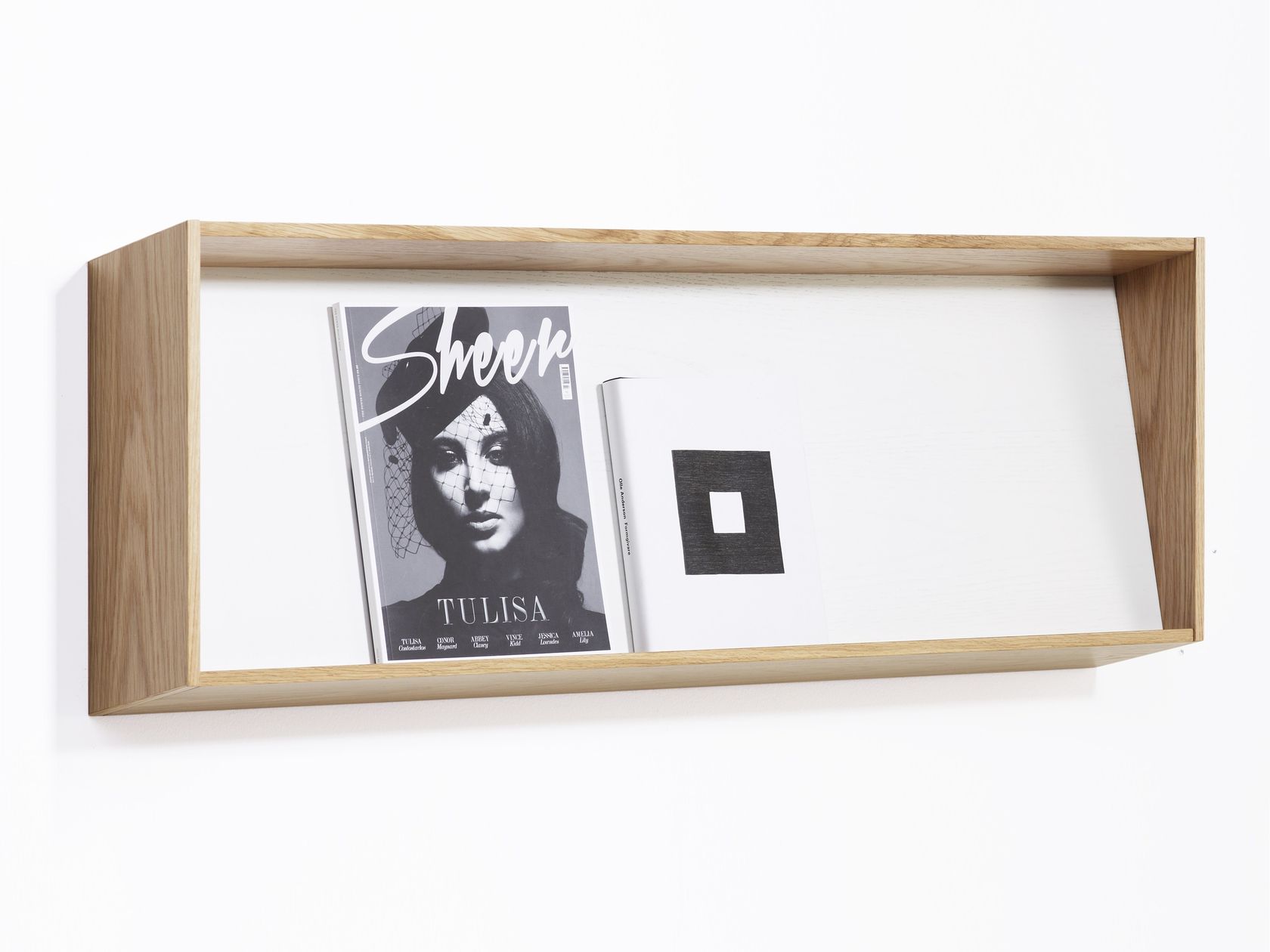 SLOPE | One-sided display unit Wall-mounted one-sided display unit By ...