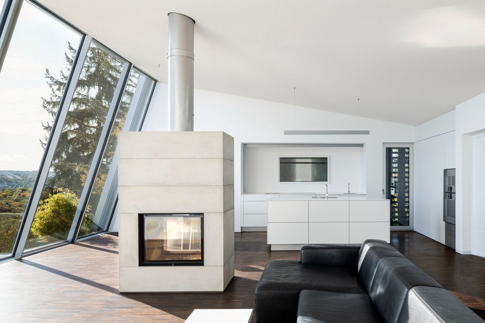 With concealed fittings sliding window SLOPE By Sky-Frame