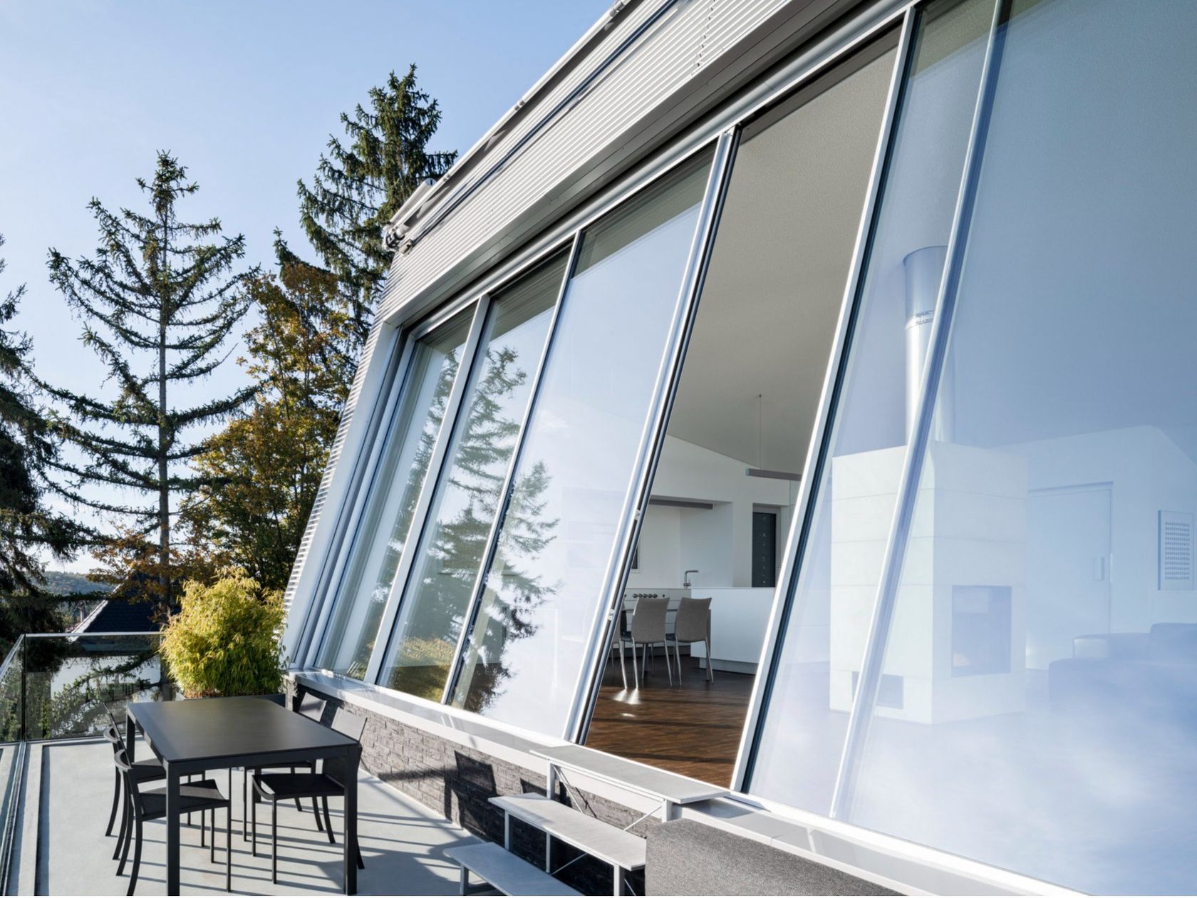 Sky-Frame: Frameless sliding windows Made in Swiss | Archiproducts