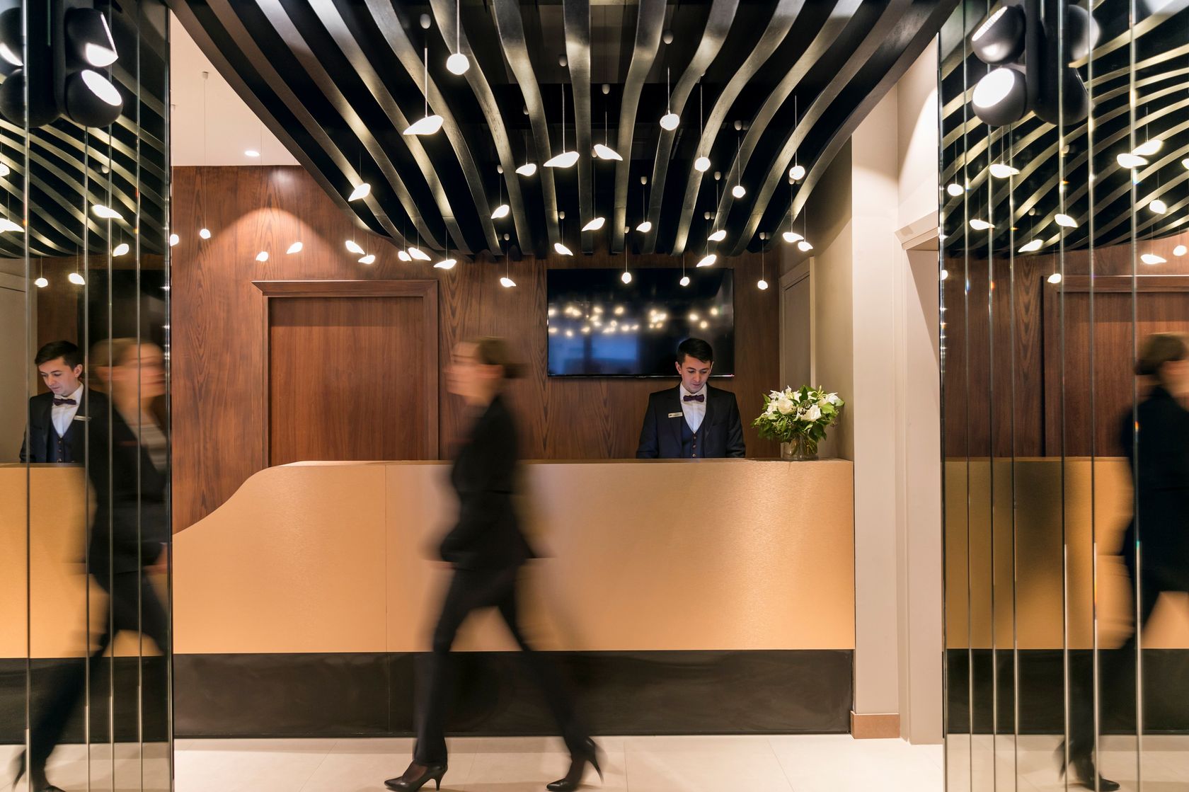 LED glass pendant lamp SMOON BIRDIE LIGHT By Beau & Bien design Sylvie ...