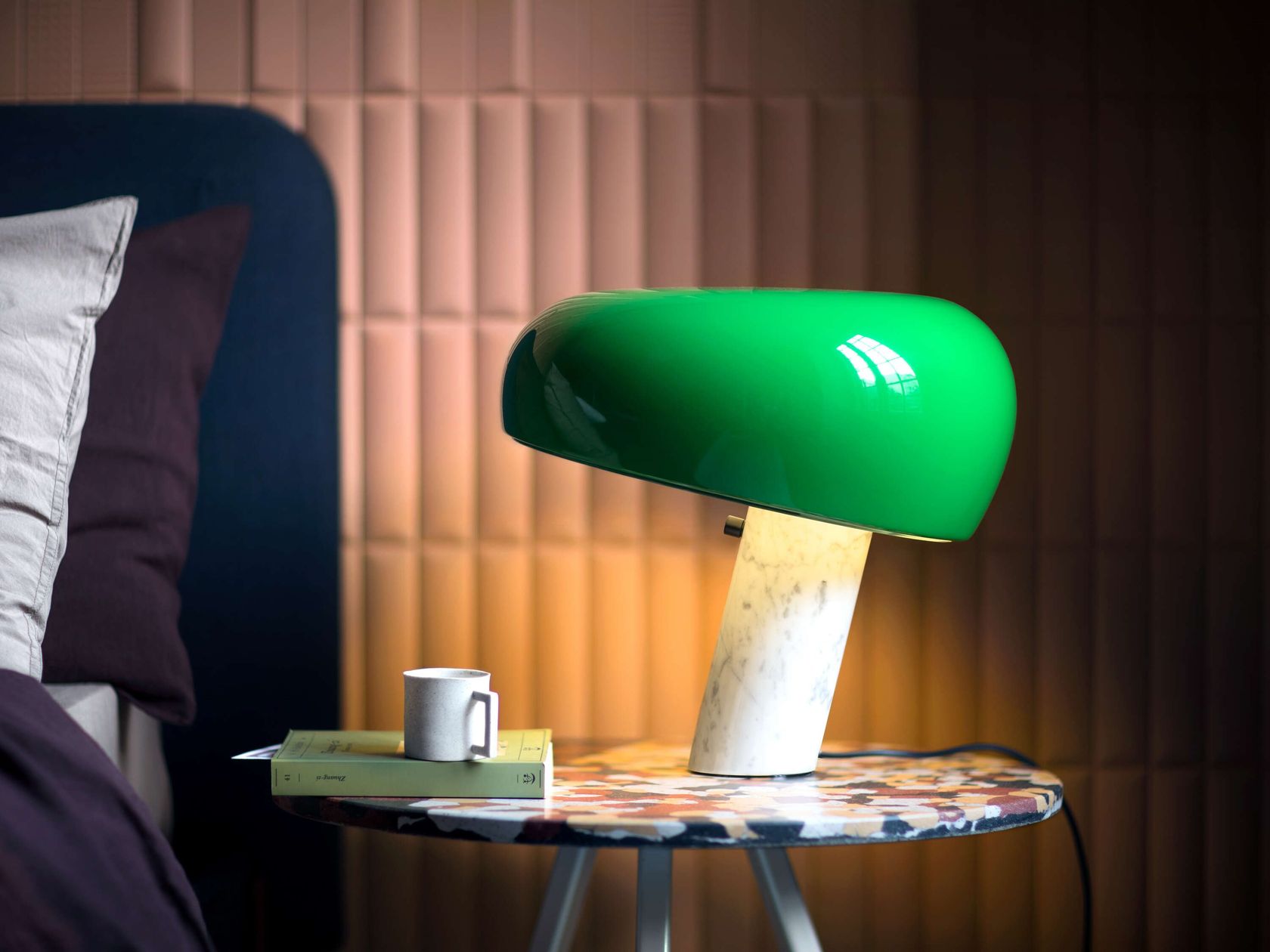 SNOOPY Table lamp By Flos | design Achille Castiglioni, Pier Giacomo ...