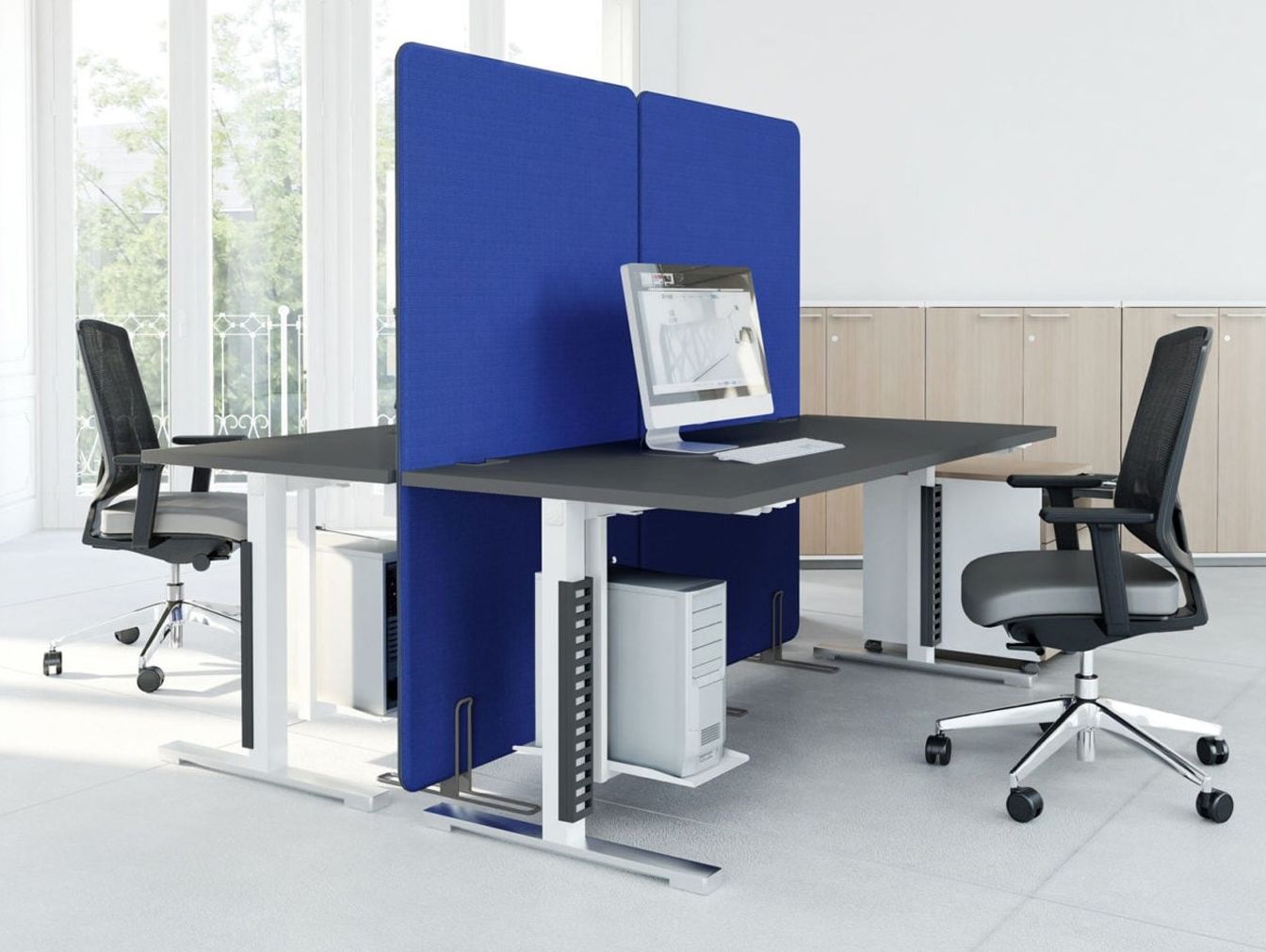 SONIC | Free standing workstation screen By MDD