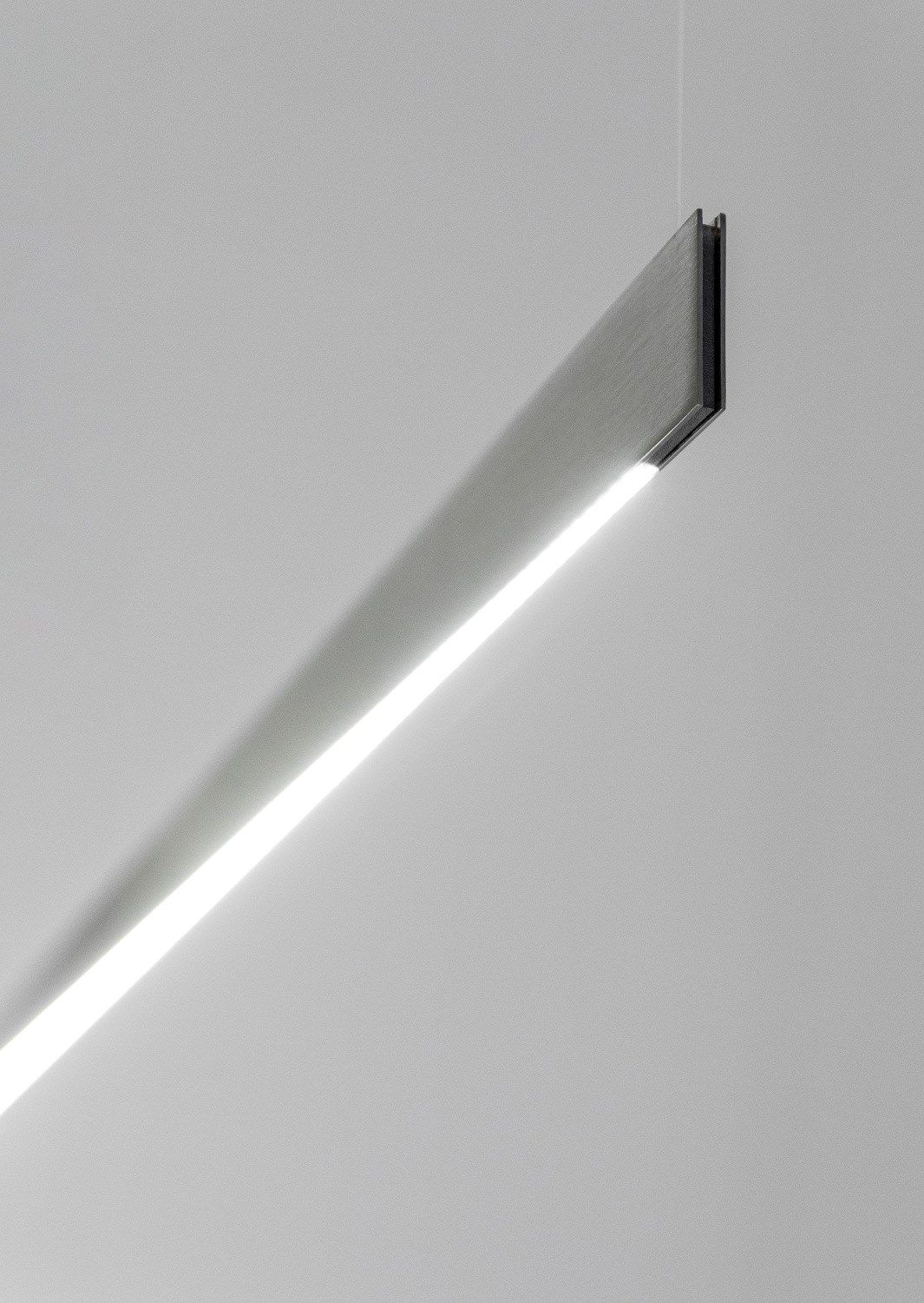 SOTTILE Pendant lamp By Davide Groppi | design Davide Groppi designer