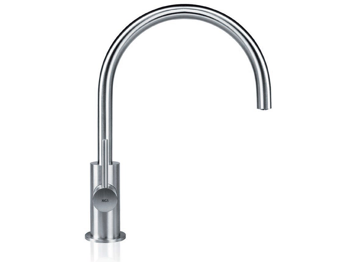 SPIN HD Stainless steel kitchen mixer tap with pull out spray By MGS