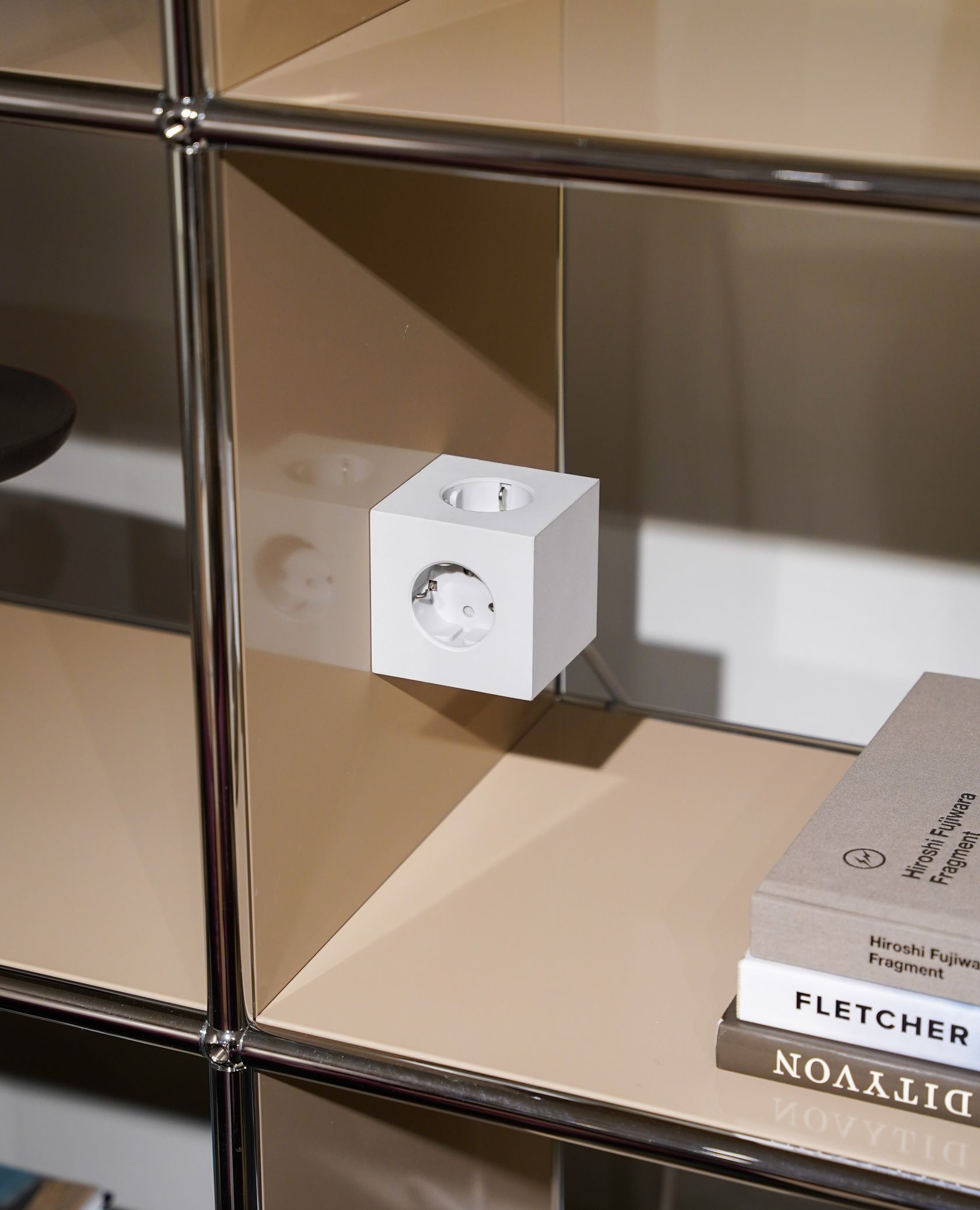 SQUARE 1 | Plastic electrical socket By Avolt design Avolt design studio