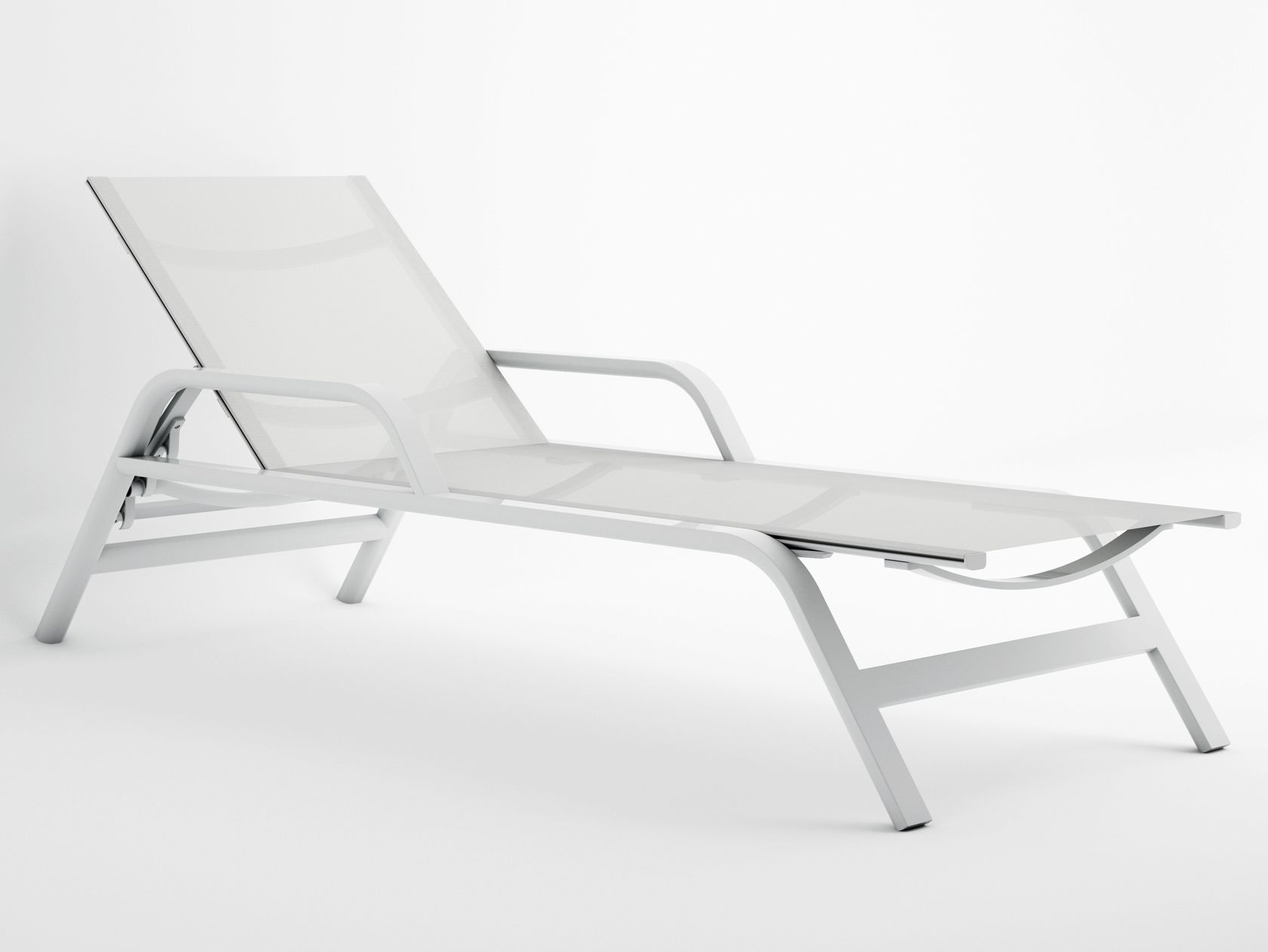 STACK Stackable Batyline® sun lounger with armrests By GANDIABLASCO ...