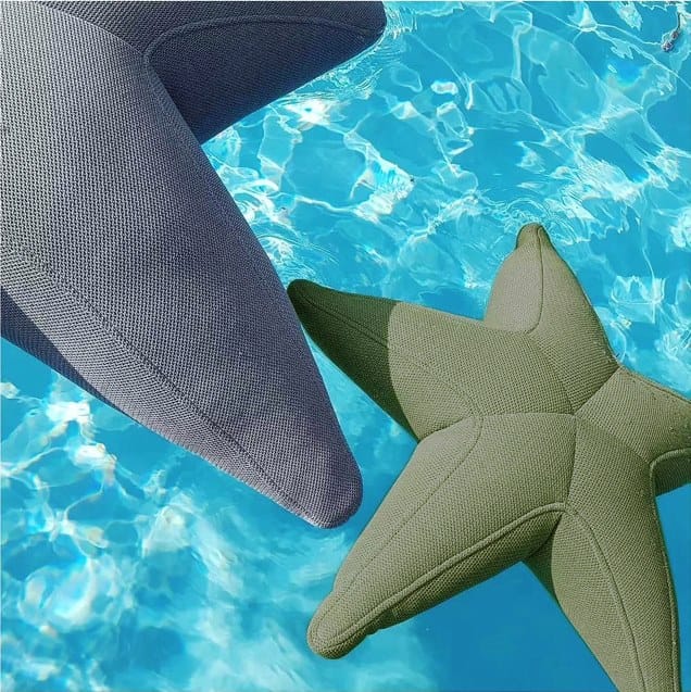STARFISH S Floating pool lounge By OGO
