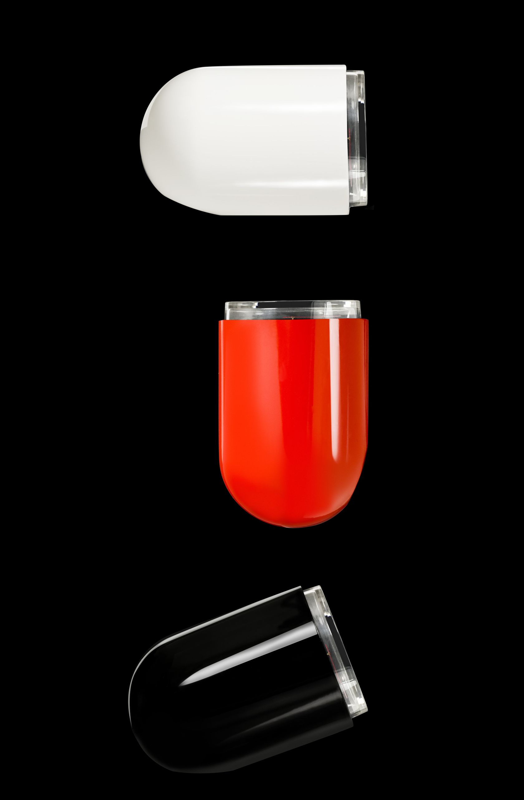 STATIC | Steel clock Laquered steel table clock By Lorenz | design ...