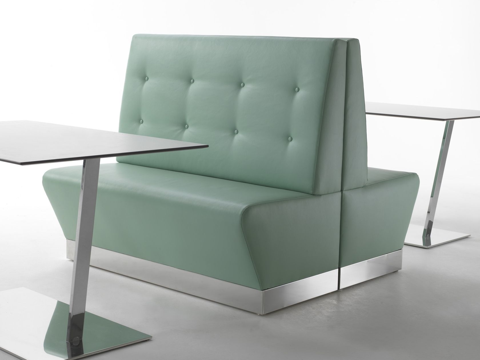 Banquette pour bar et restaurant rembourrée STEAK & STILTON By Segis ...