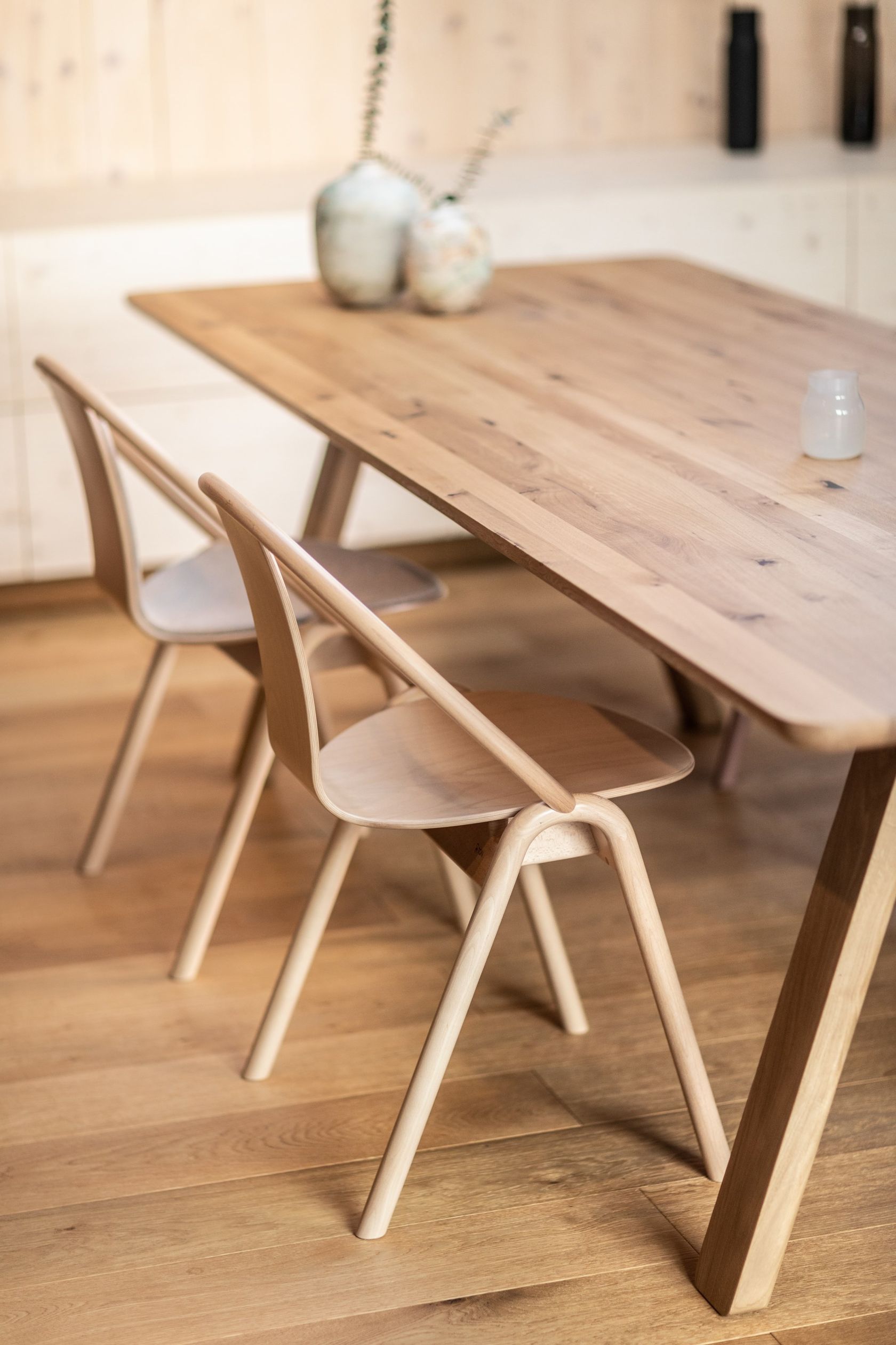 STELVIO Table By TON