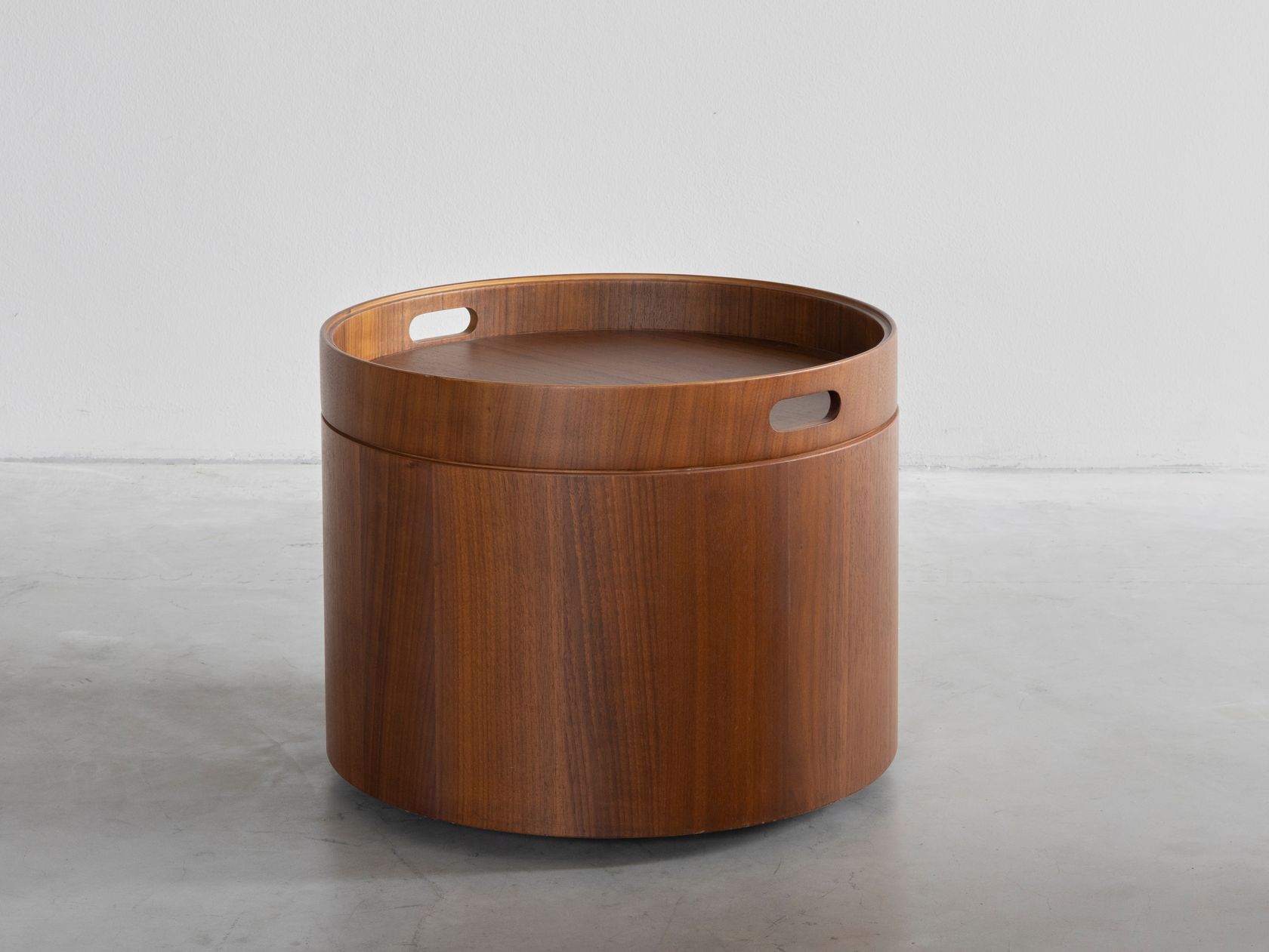 STOLL coffee table By Van Rossum design Jordi Veciana, Borja Veciana