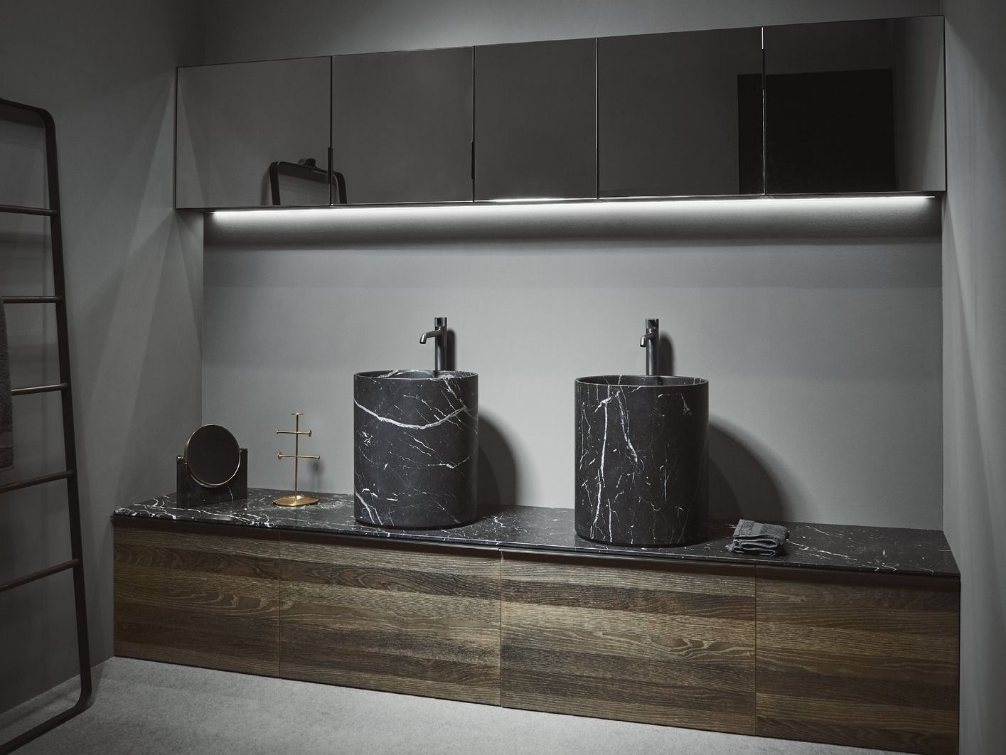 STRATO | Floor-standing vanity unit By INBANI