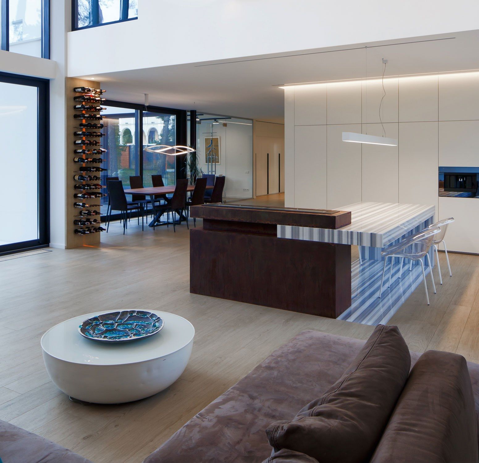 STREAMLINER TRIMLESS linear lighting profile By Delta Light