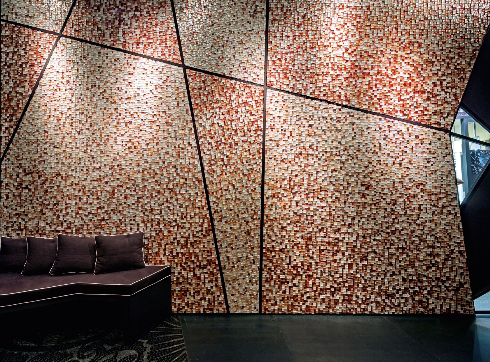STRUCTURA Glass mosaic By Sicis