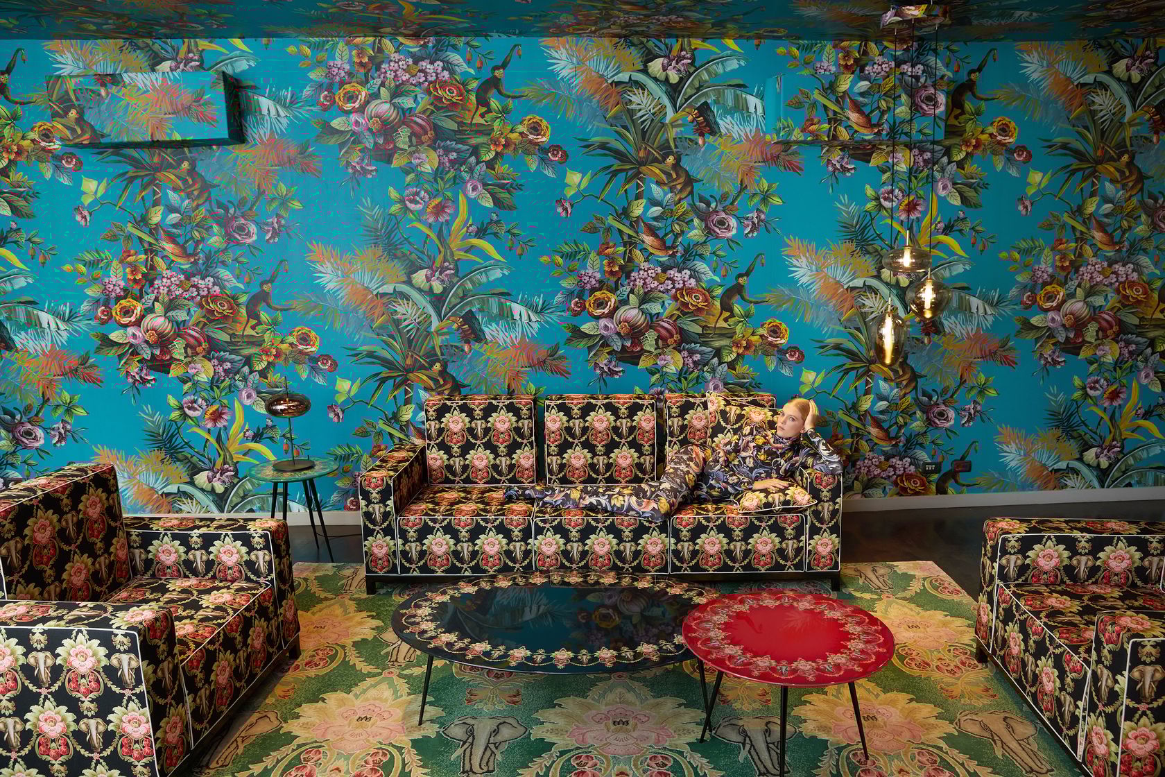 SULTAN | Sofa By Matrix International design Simone Guidarelli