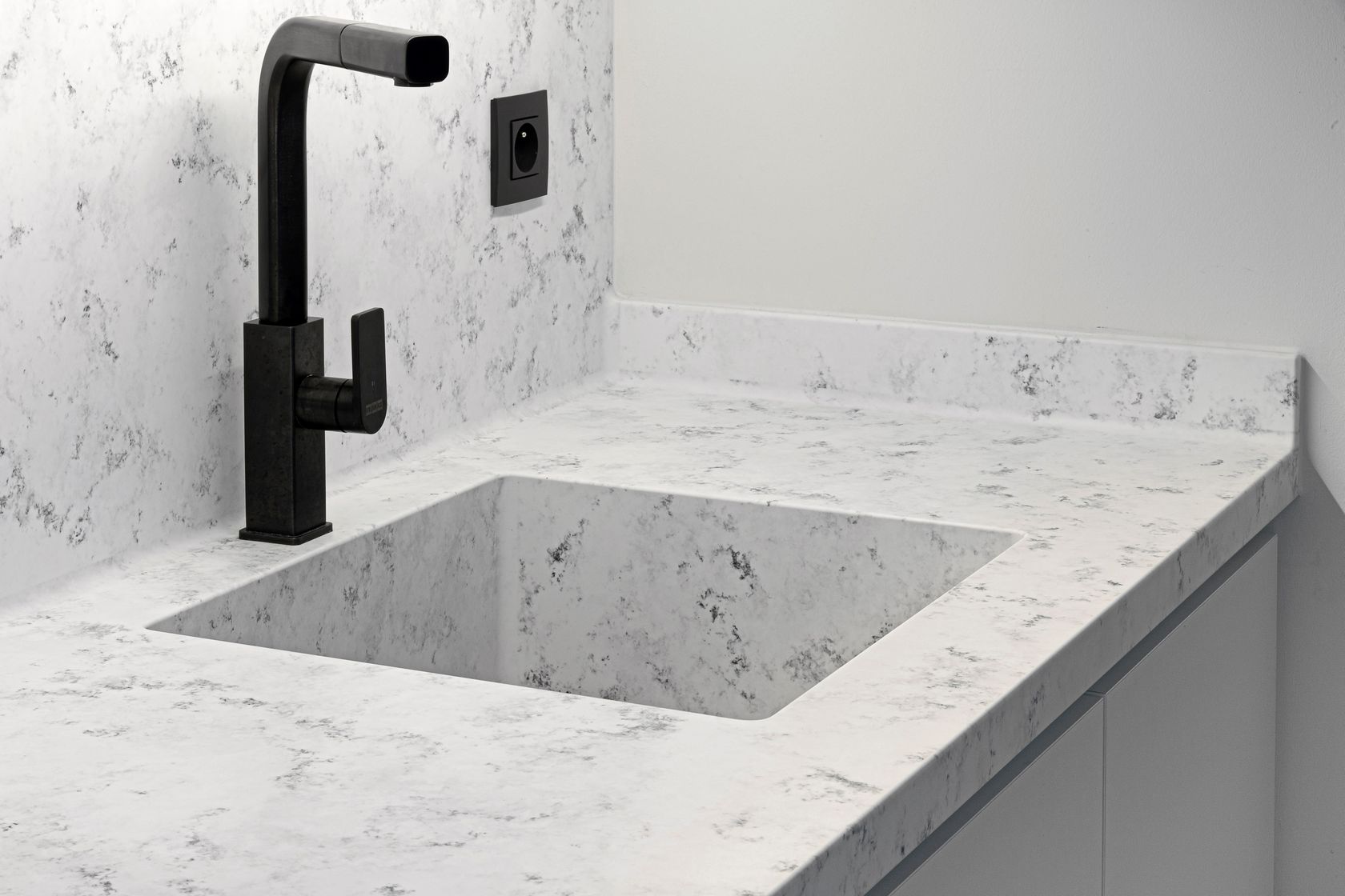 AVONITE® VEINED PATTERNS Solid surface material By Avonite®