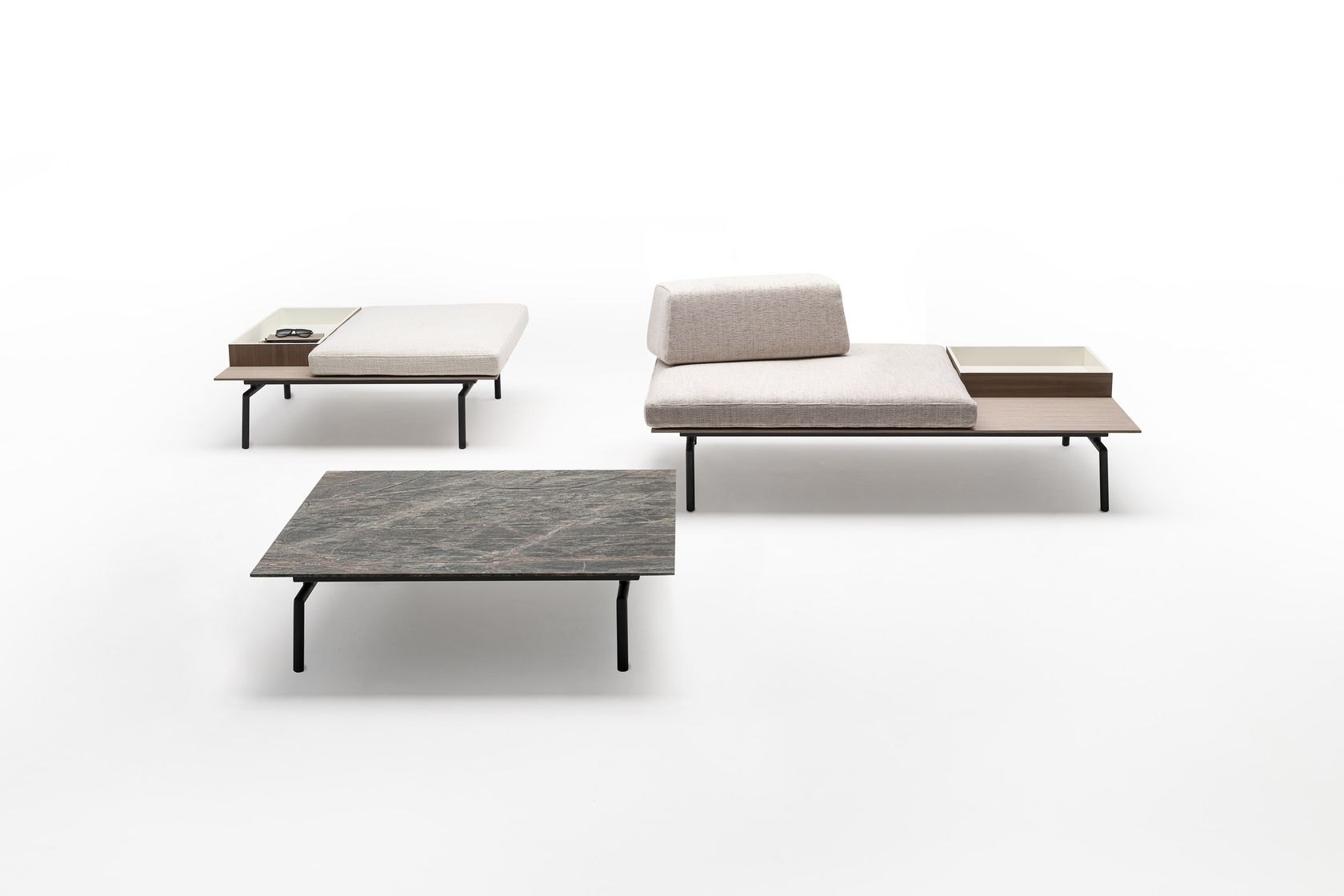 SUMO | Low table By Living Divani design Piero Lissoni