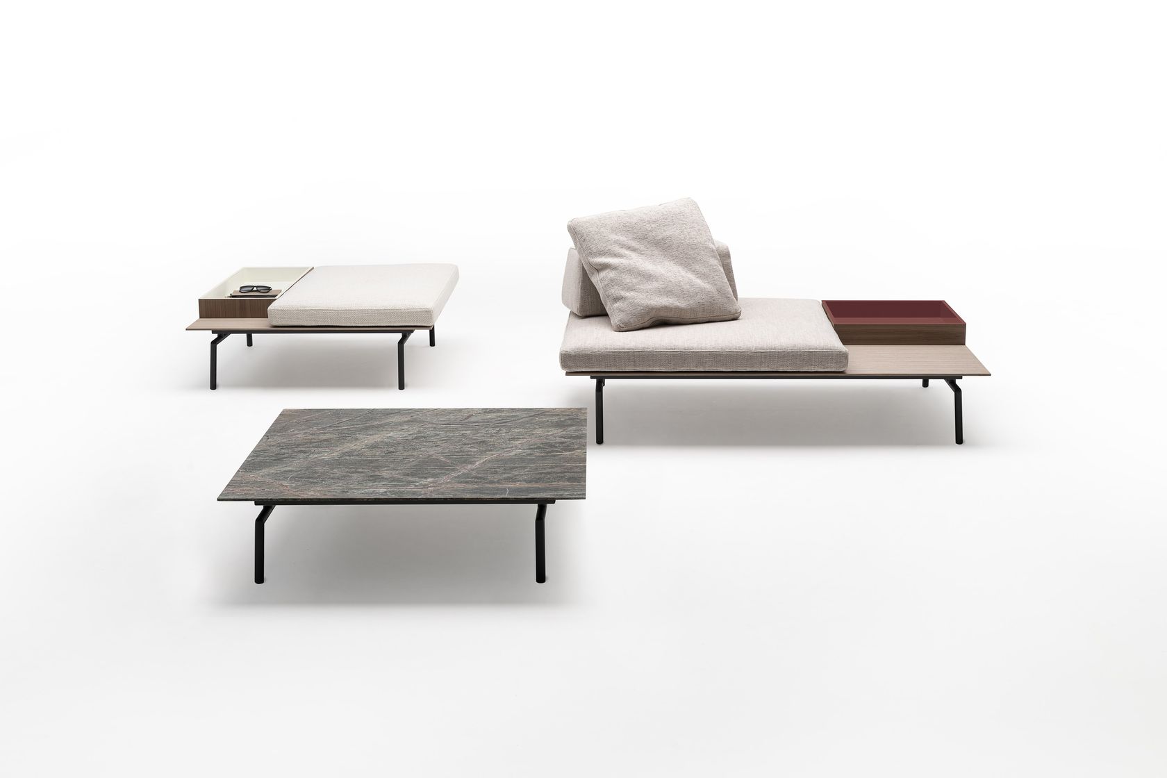 SUMO | Low table By Living Divani design Piero Lissoni