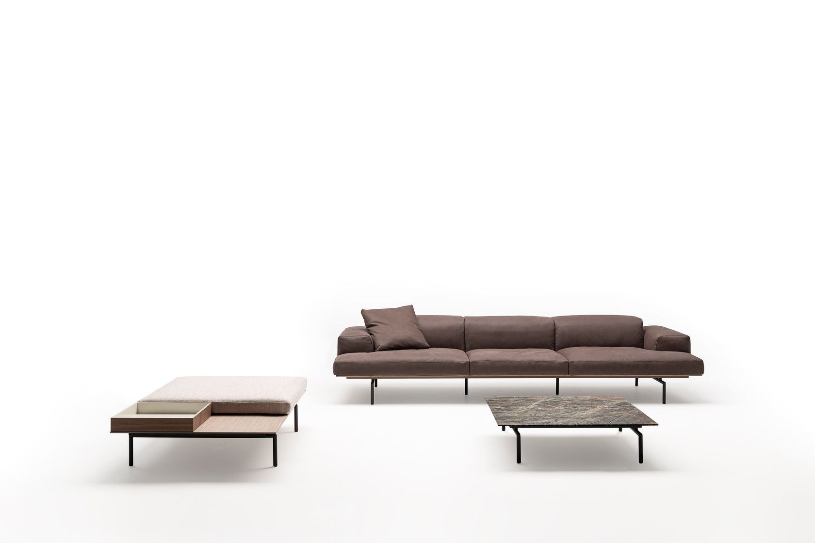 SUMO | Low table By Living Divani design Piero Lissoni