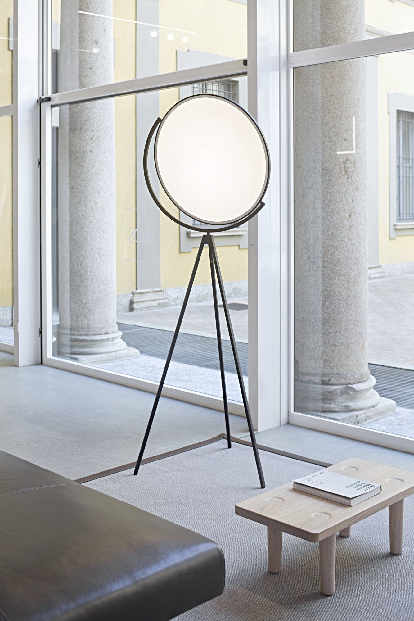 SUPERLOON Floor lamp By Flos | design Jasper Morrison