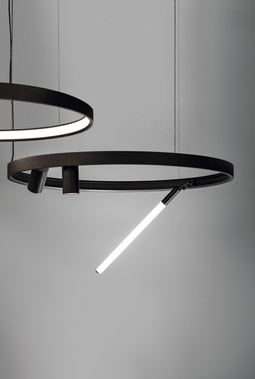 SUPERLOOP MDL LED pendant lamp By Delta Light