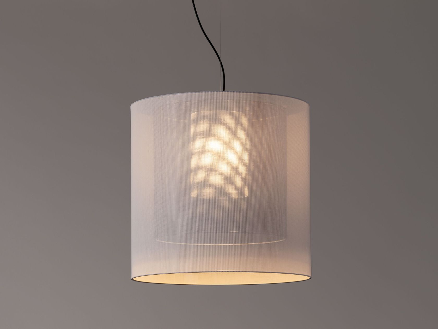 MOARÉ LED polyester pendant lamp By Santa & Cole | design Antoni Arola
