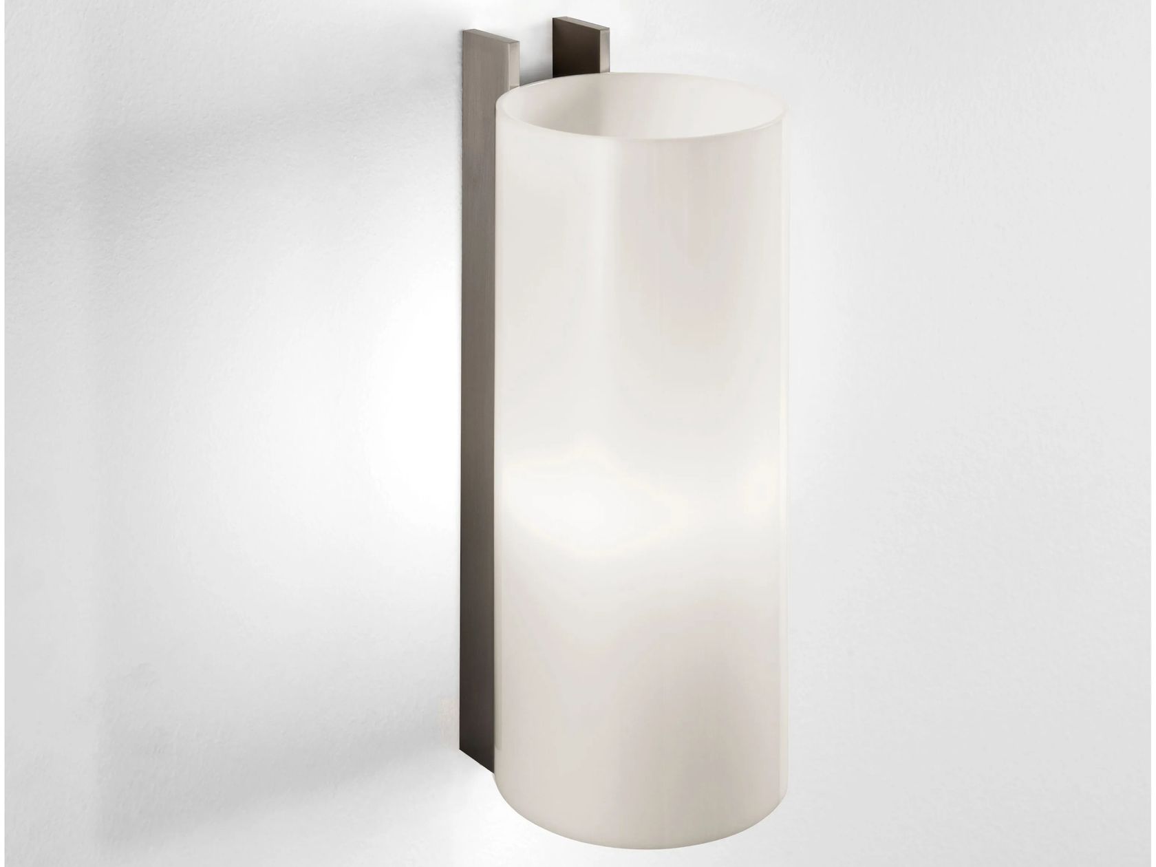TMM METÁLICO LED parchment paper wall light By Santa & Cole | design ...