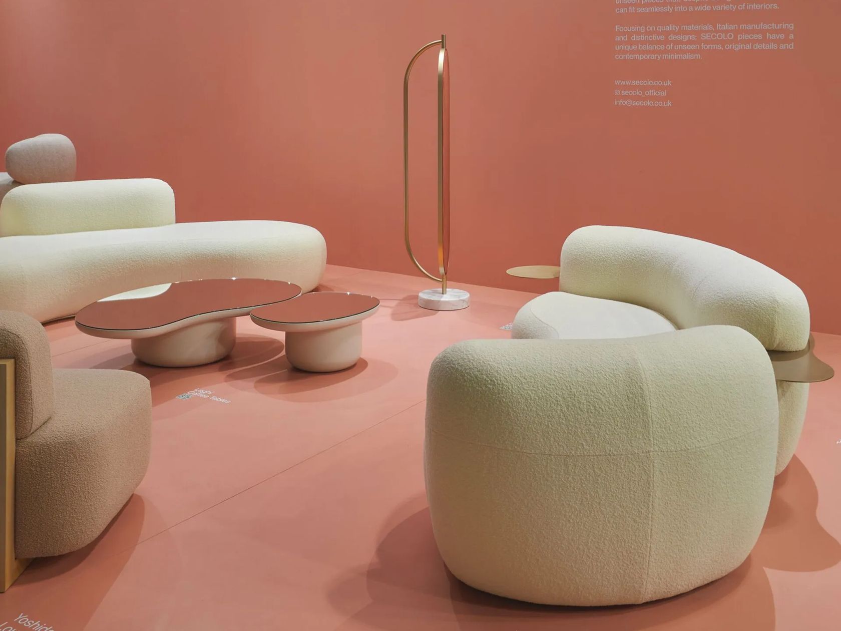 TATEYAMA Curved fabric sofa By Secolo | design Artefatto
