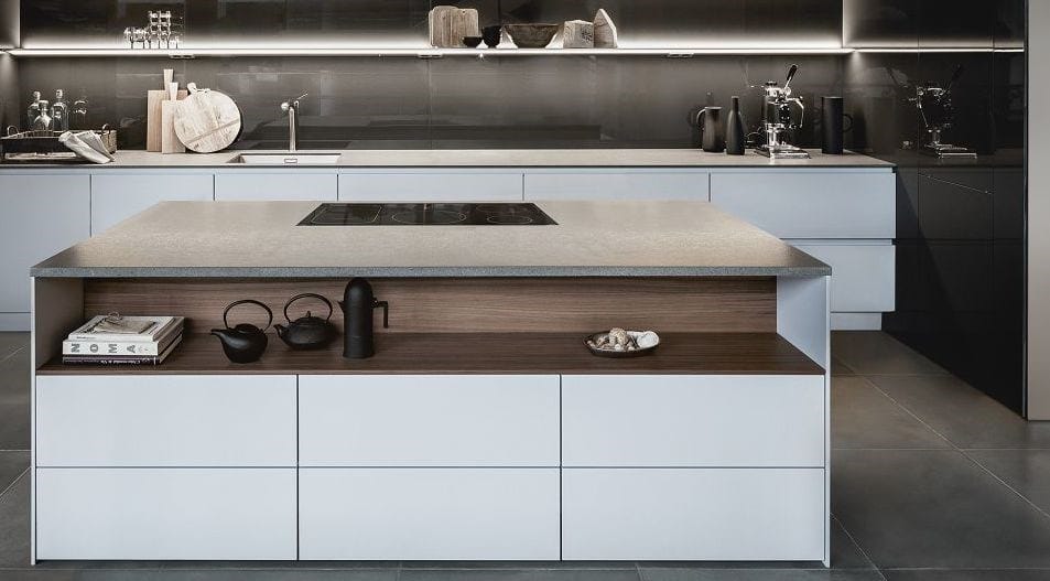 SieMatic PURE - S2 SE 4004 N Contemporary style wooden kitchen By SieMatic