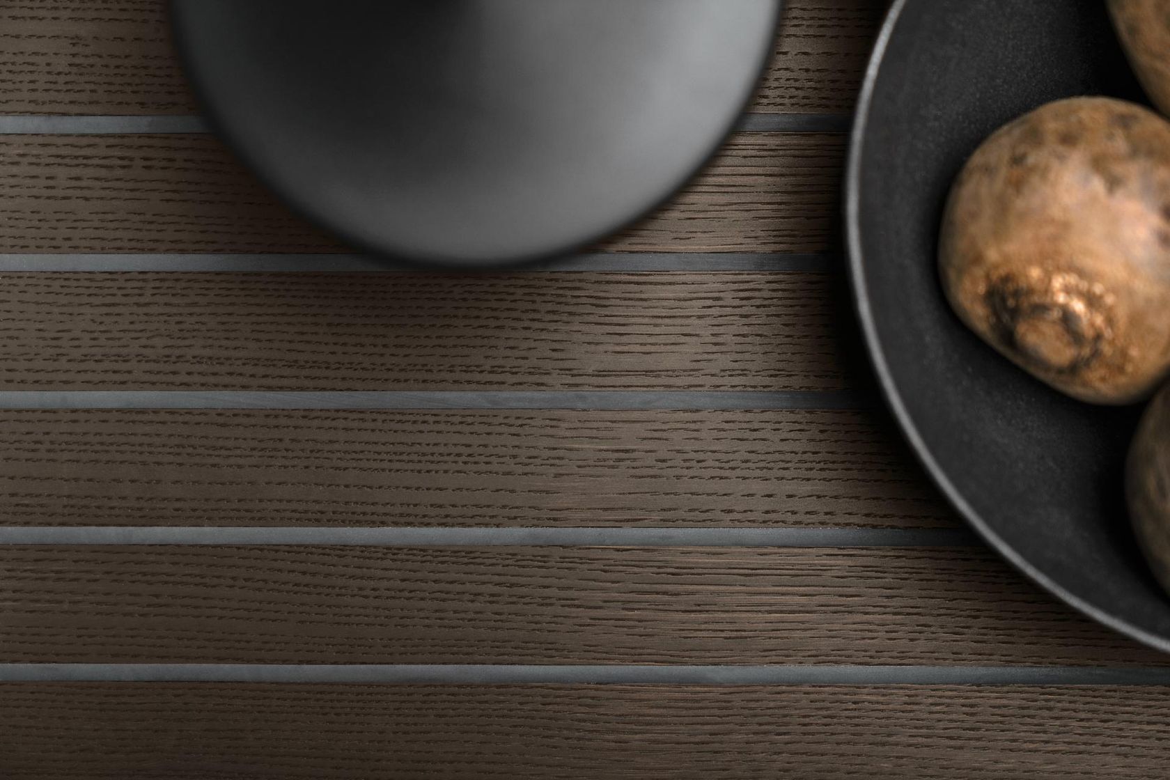 SieMatic SLX Kitchen with island without handles By SieMatic