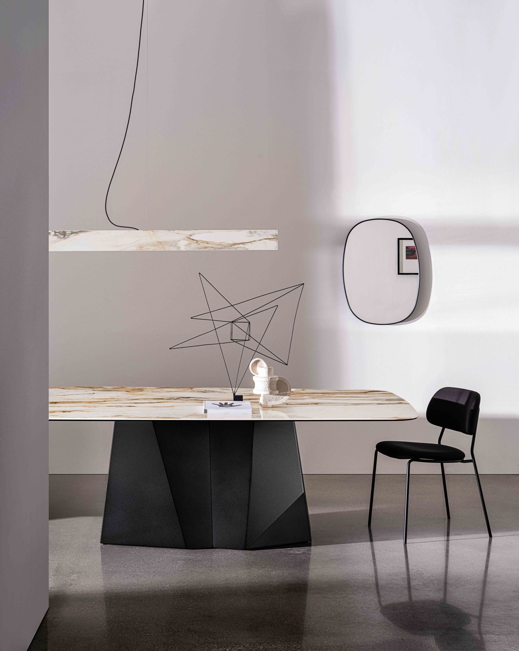 GRANDEOD MAXI Rectangular ceramic table By Sovet italia | design Gianluigi Landoni