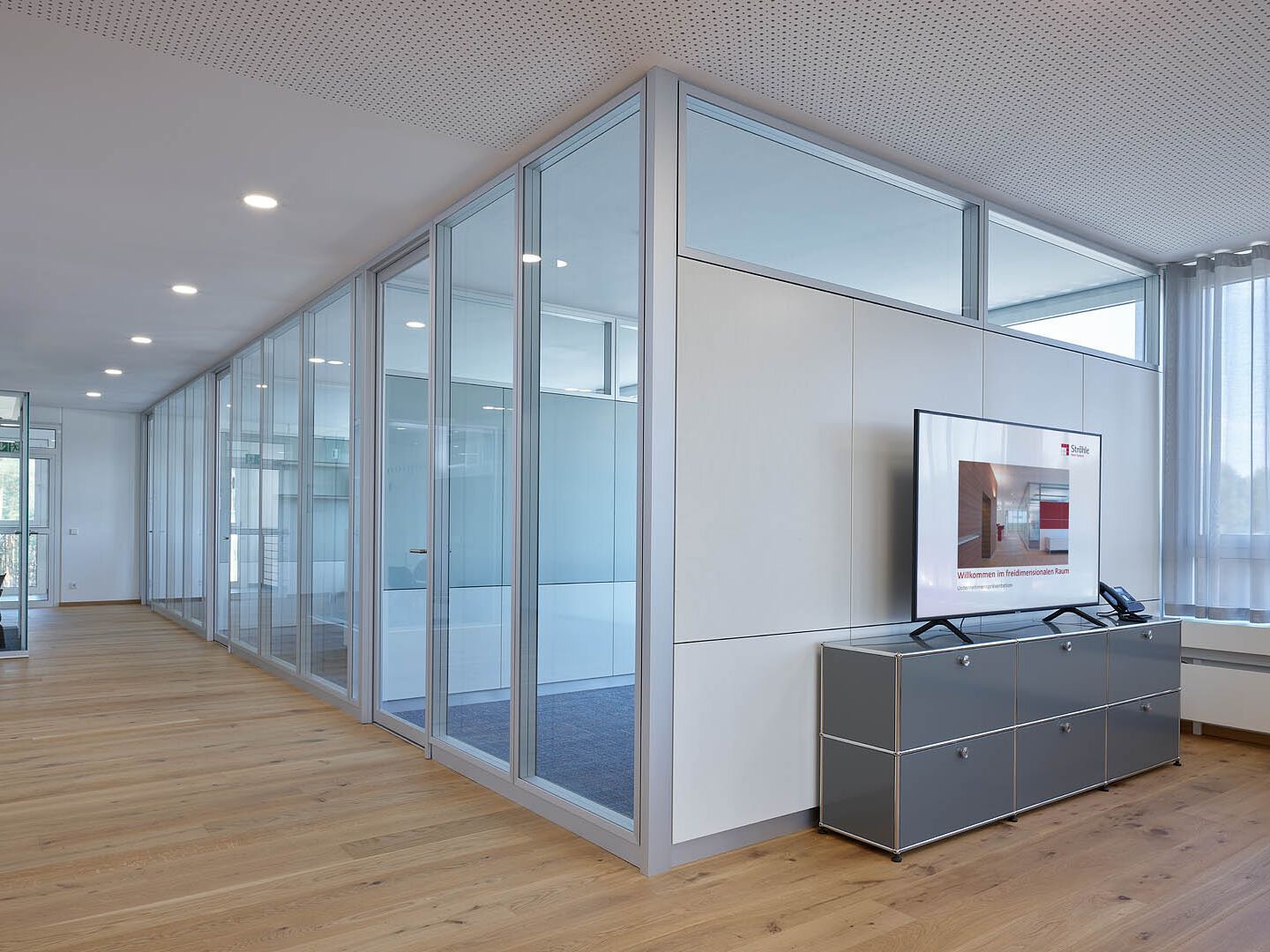 SYSTEM 2000 GLASS WALL Cloison amovible By Strähle Raum-Systeme