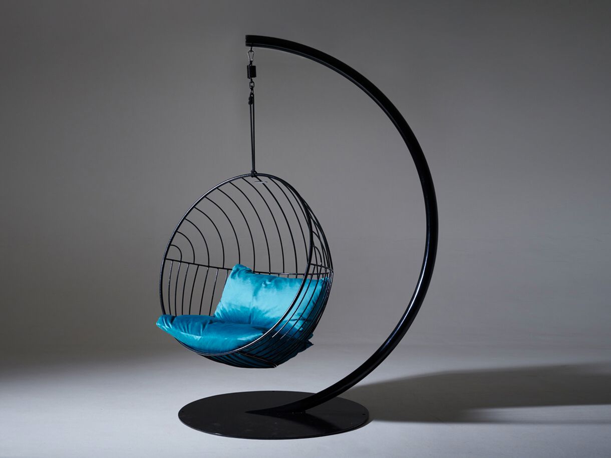 HALF CIRCLE ON ROUND BASE Armchair base By Studio Stirling