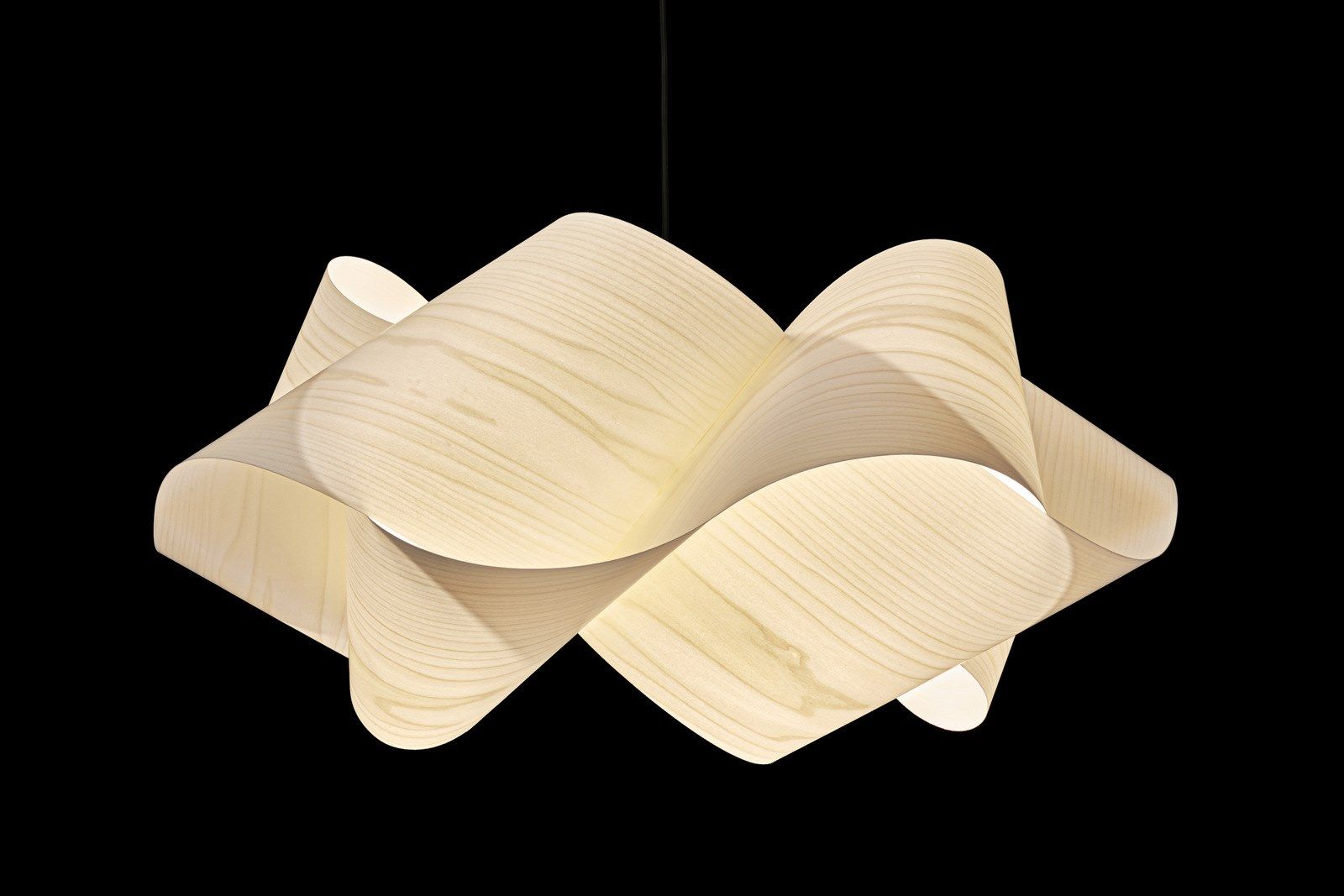 SWIRL Handmade wood veneer pendant lamp By LZF | design Ray Power