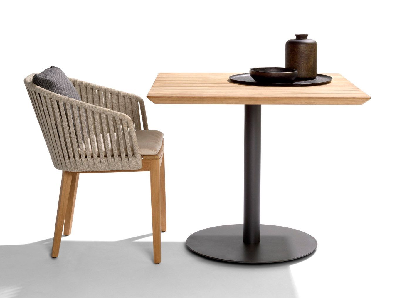 T-TABLE | Mesa cuadrada By TRIBÙ diseño Merckx+Maes