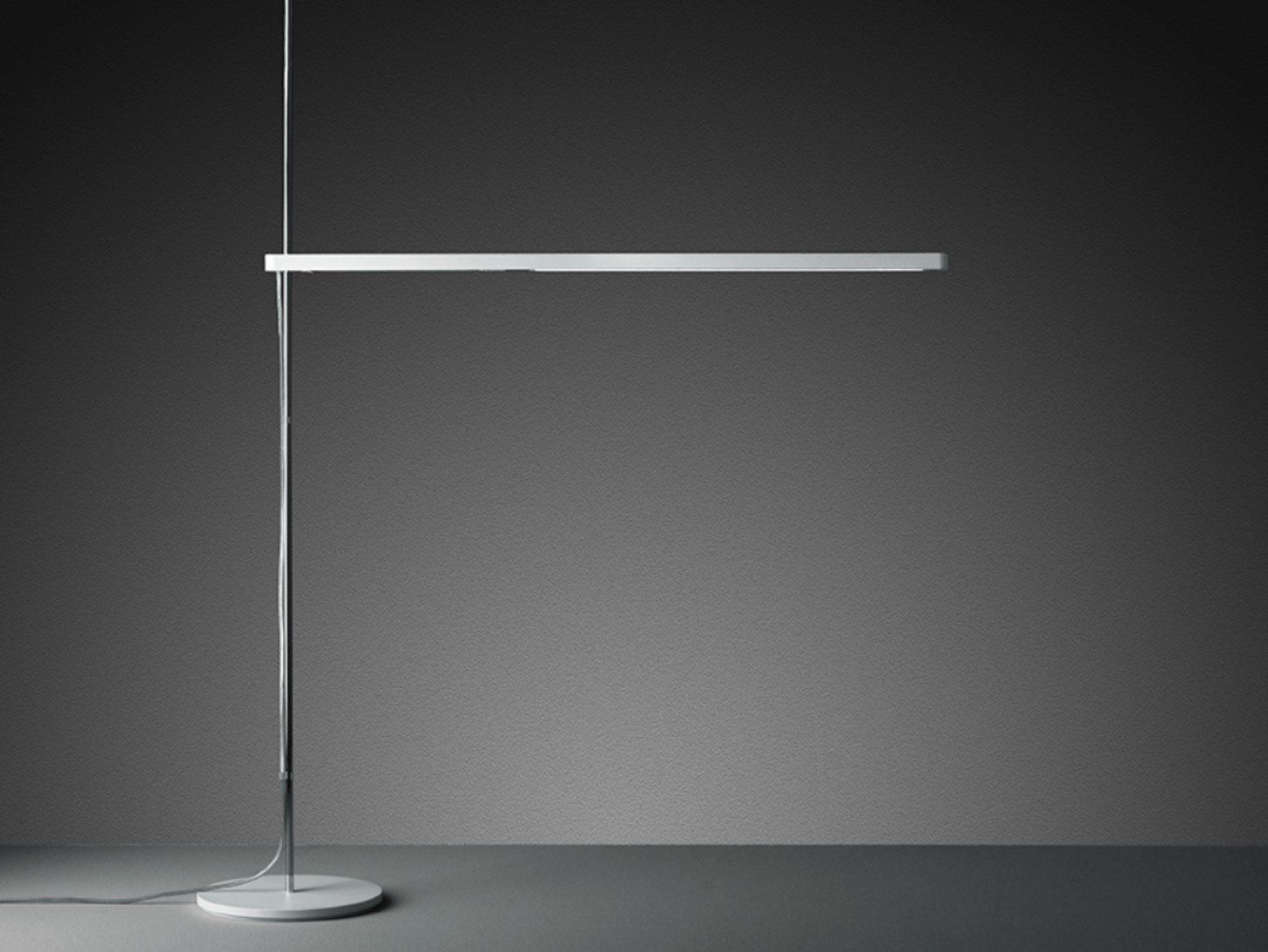 Office floor lamps | Office lighting | Archiproducts