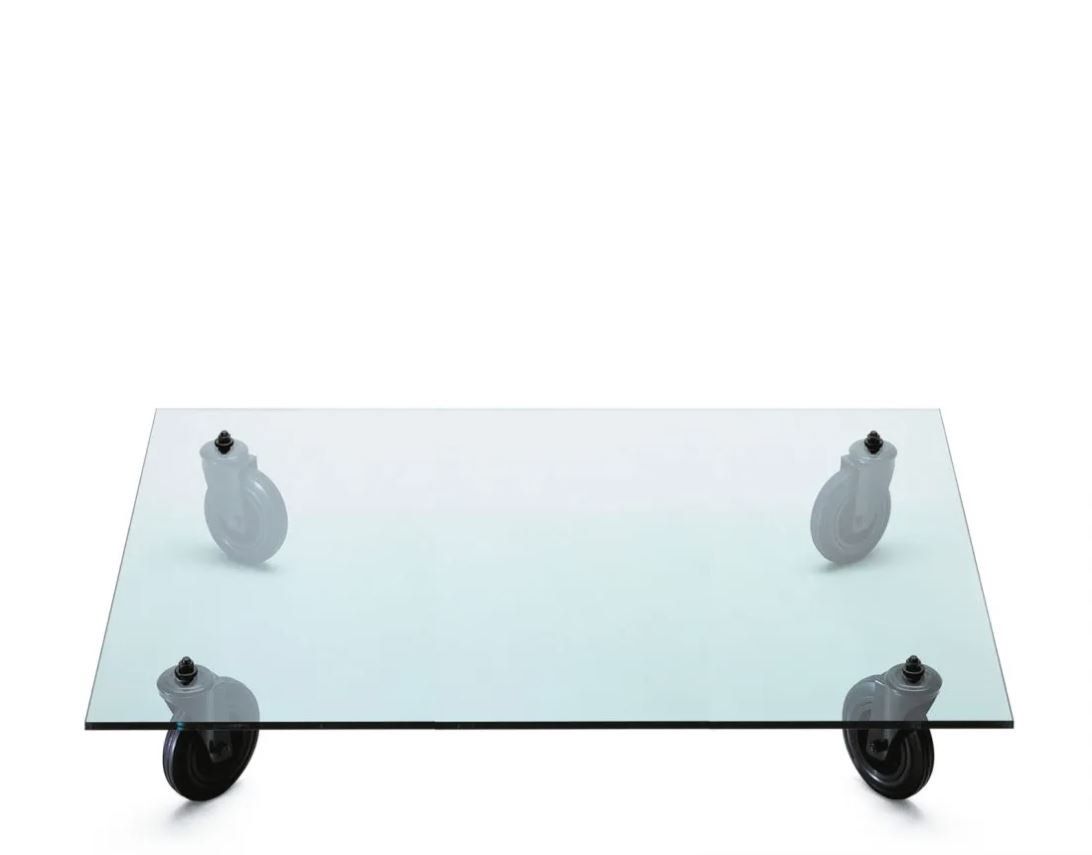 TAVOLO CON RUOTE Tavolino quadrato in vetro float con ruote By ...