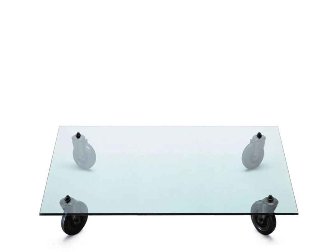 TAVOLO CON RUOTE By FontanaArte 设计师Gae Aulenti